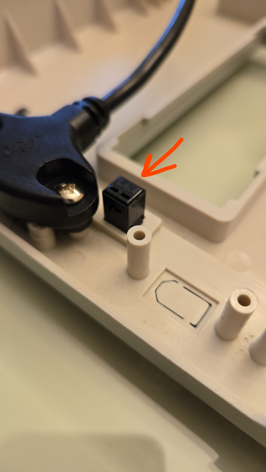 What's this small switch on this old front panel? | Scrolller