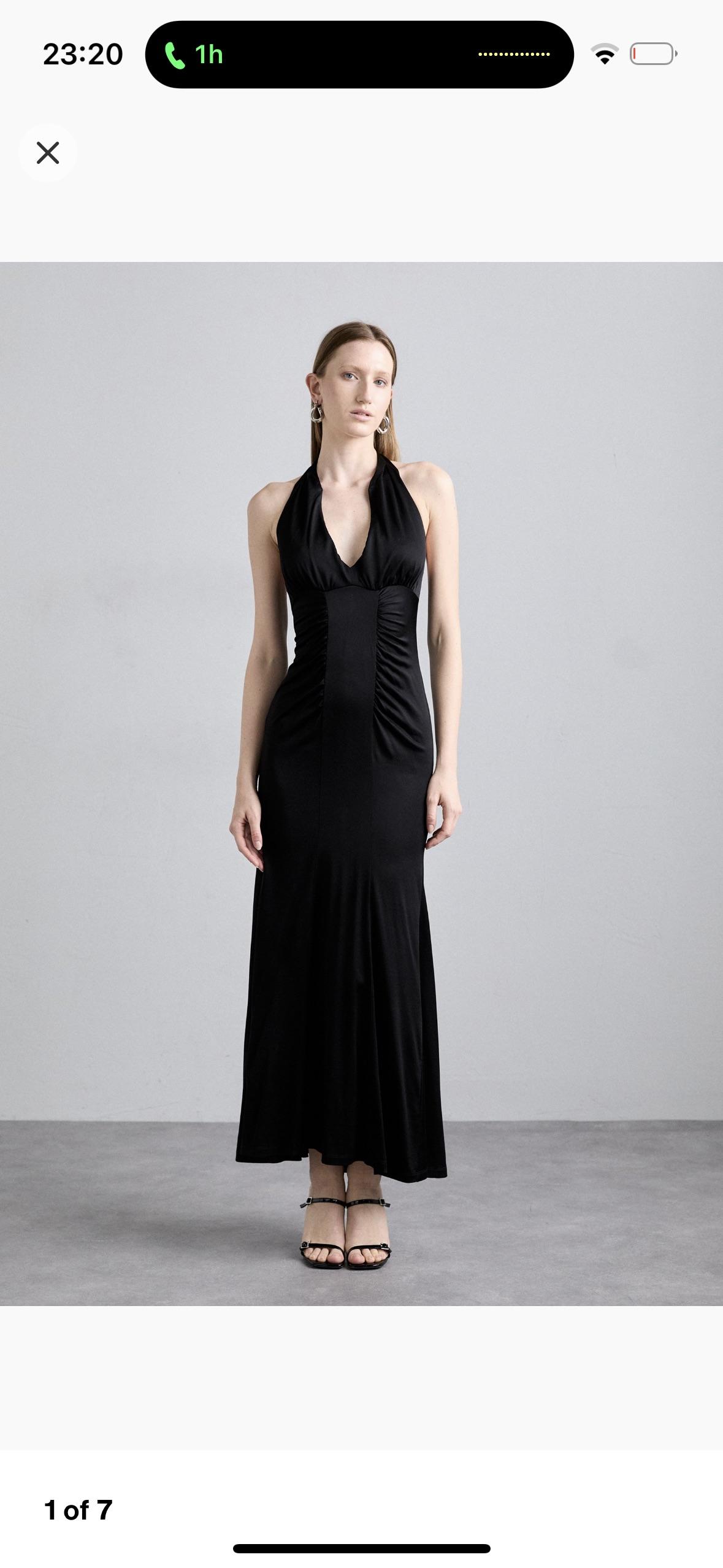 Which dress for a fine dining | Scrolller