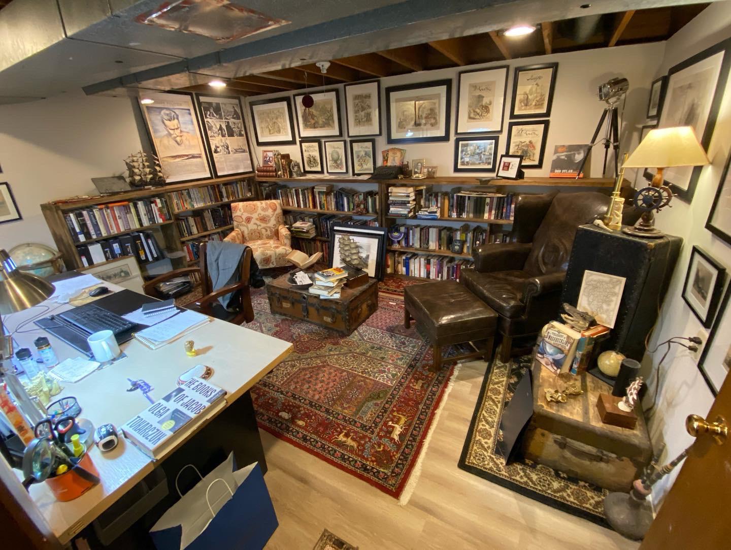 Home office nearing completion… | Scrolller