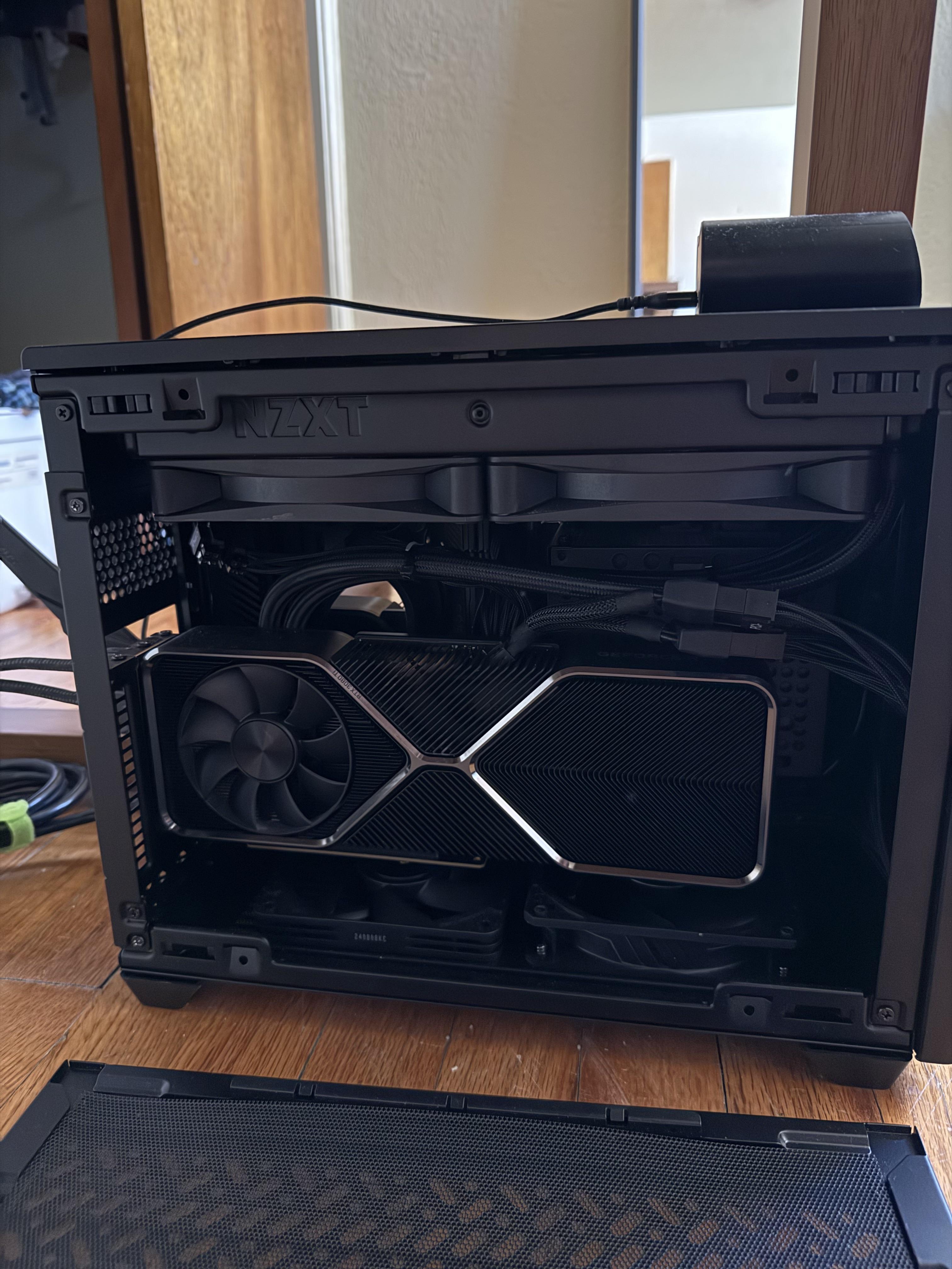 My SFF setup | Scrolller