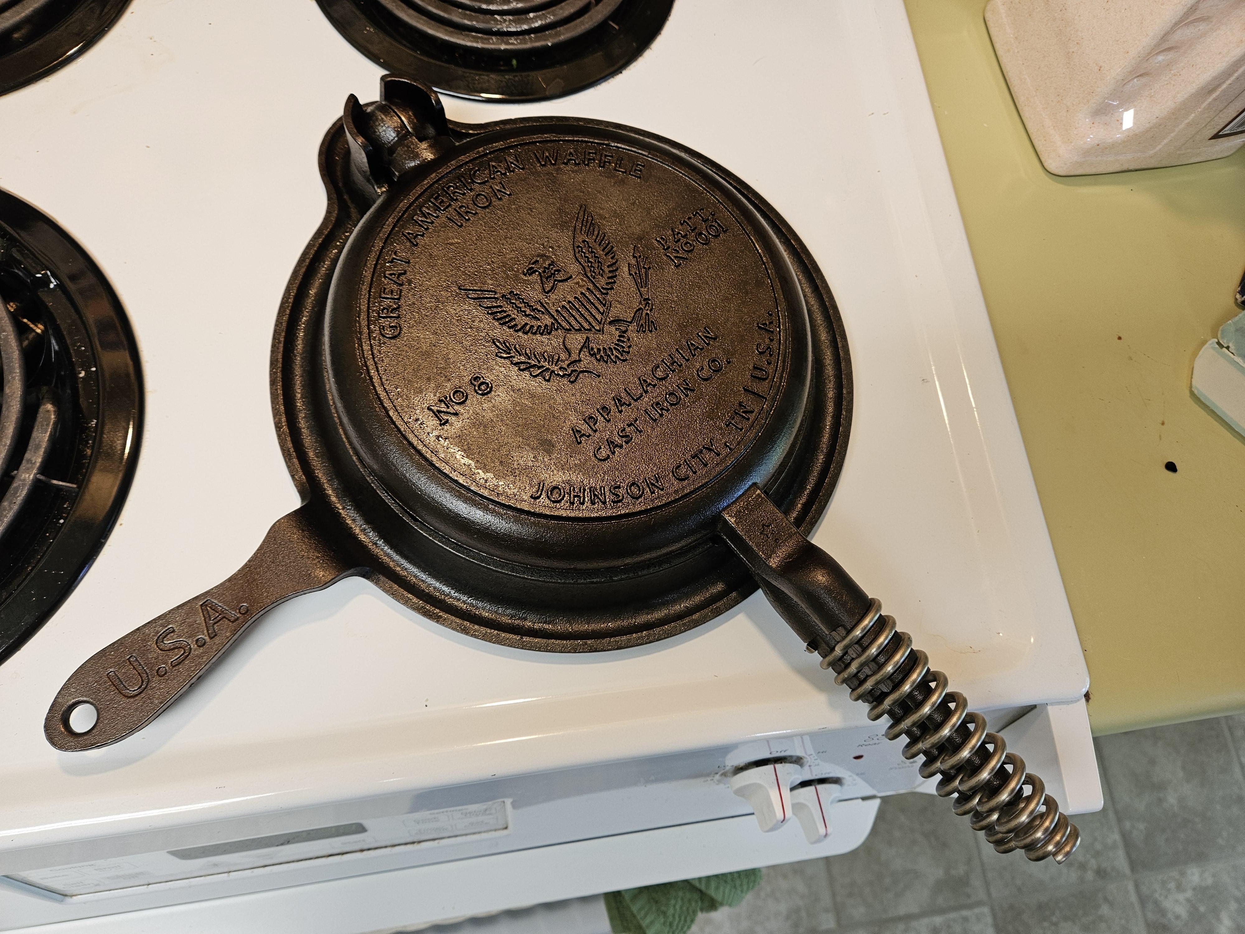 Loving my cast iron waffle maker | Scrolller