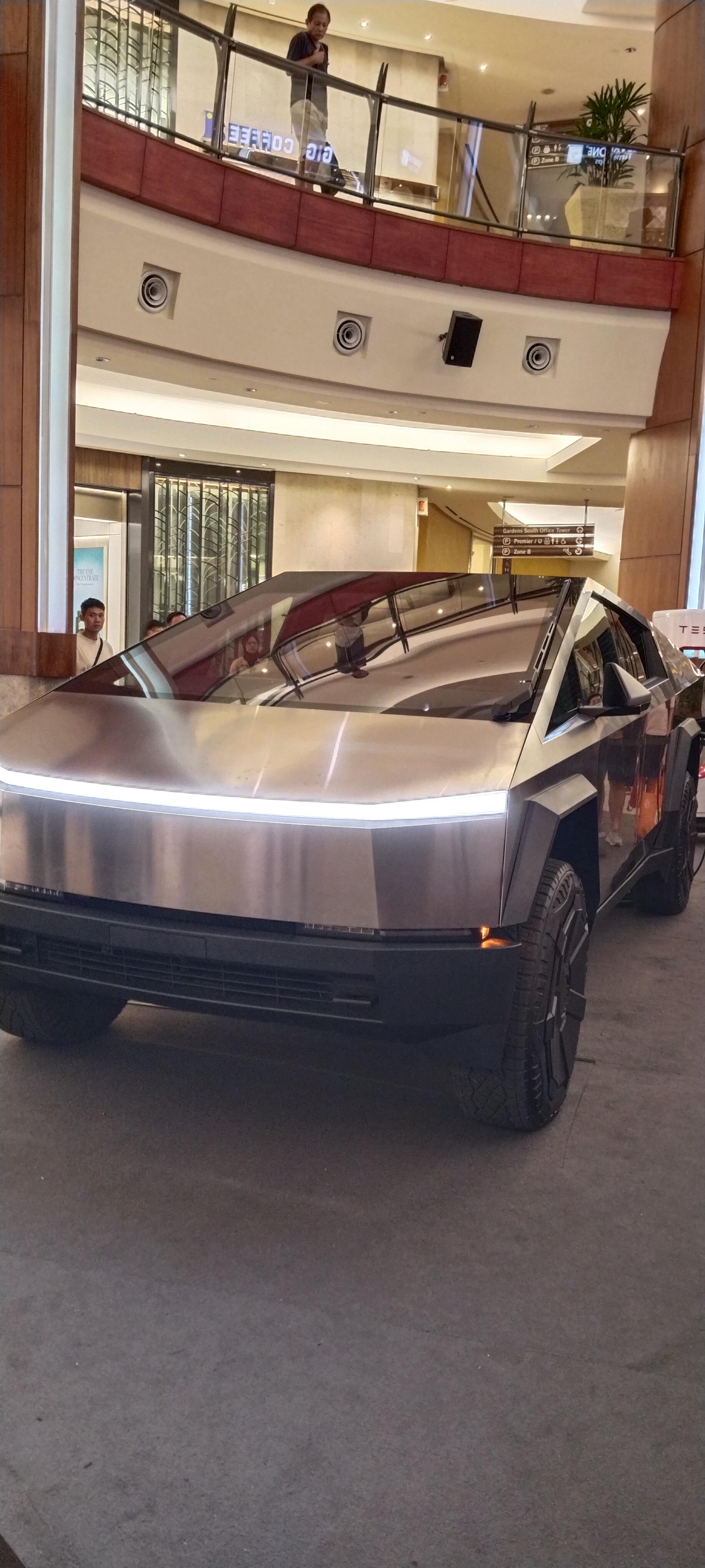 Spotted a Cybertruck in Mid Valley | Scrolller