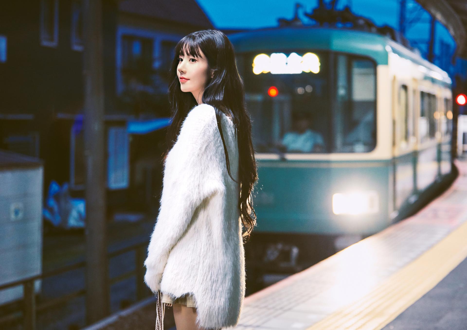 231022 Kwon Eunbi - Digital Single: Like Heaven (Still Cut #4) | Scrolller