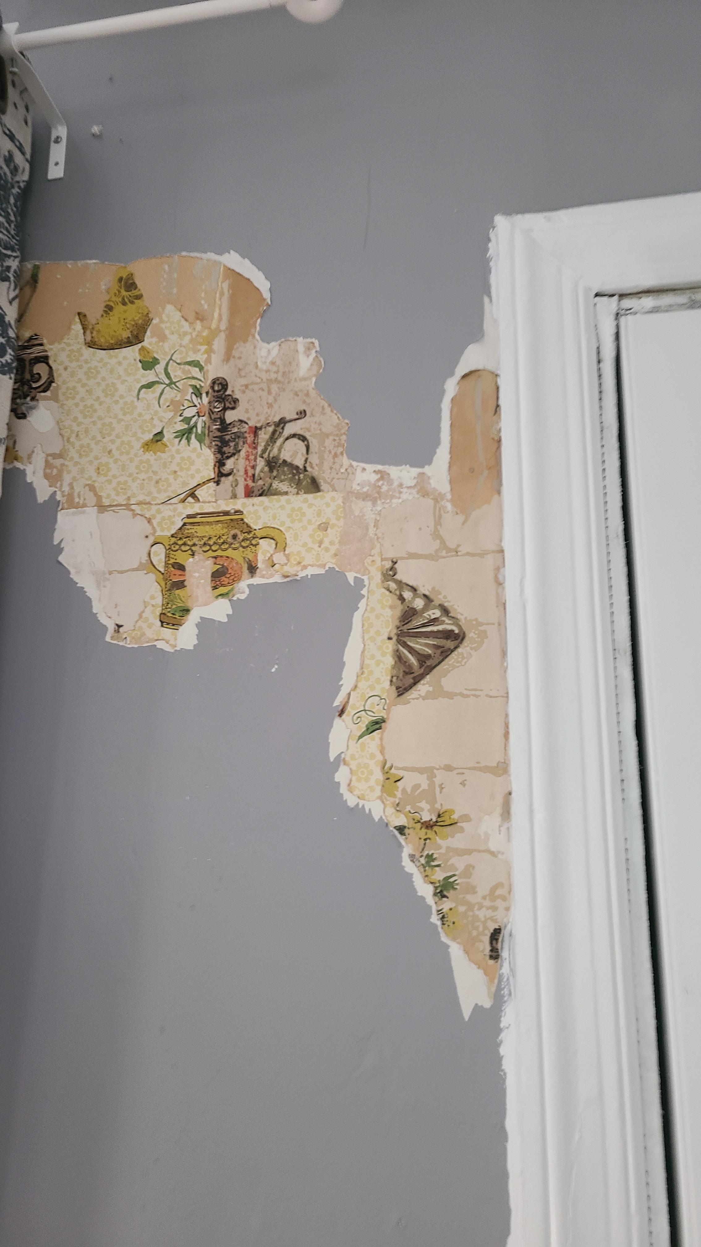 How do we fix this drywall without replacing all the drywall? | Scrolller