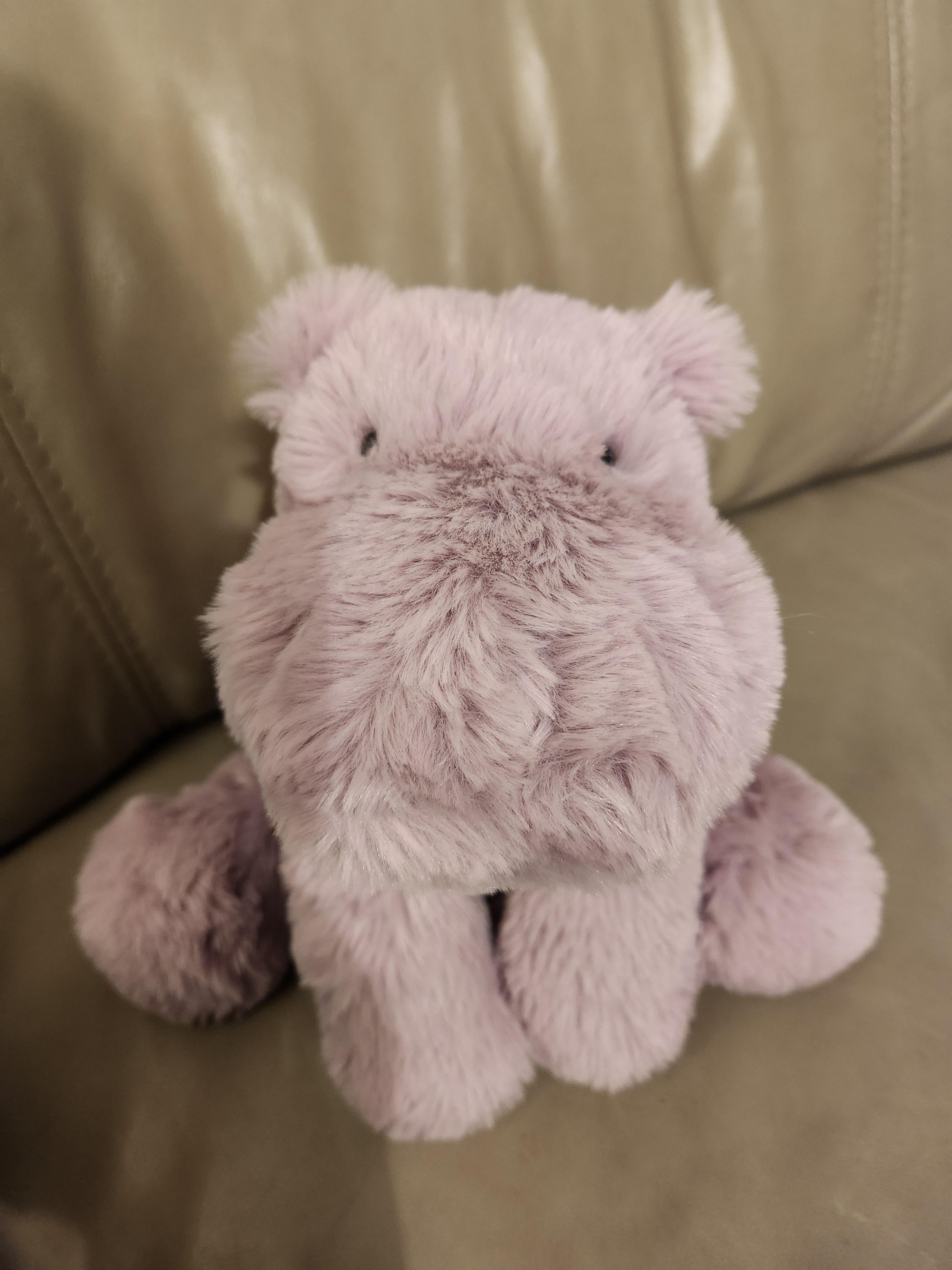 Smudge hippo!!! | Scrolller