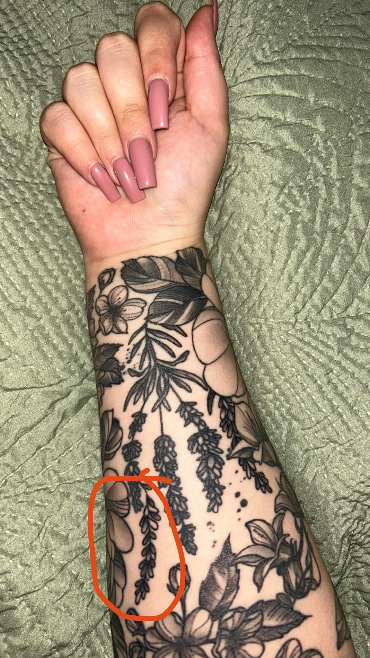 Looking for advice 🫶🏻 Had my forearm finished in February | Scrolller