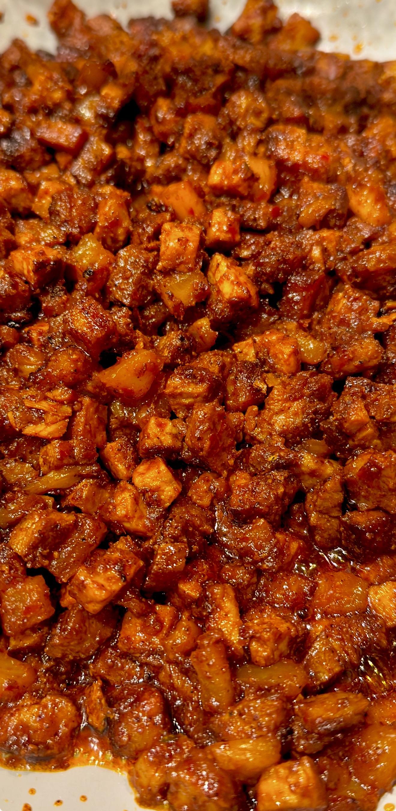 [Homemade] Pork Al Pastor tacos with fresh guacamole and green salsa | Scrolller