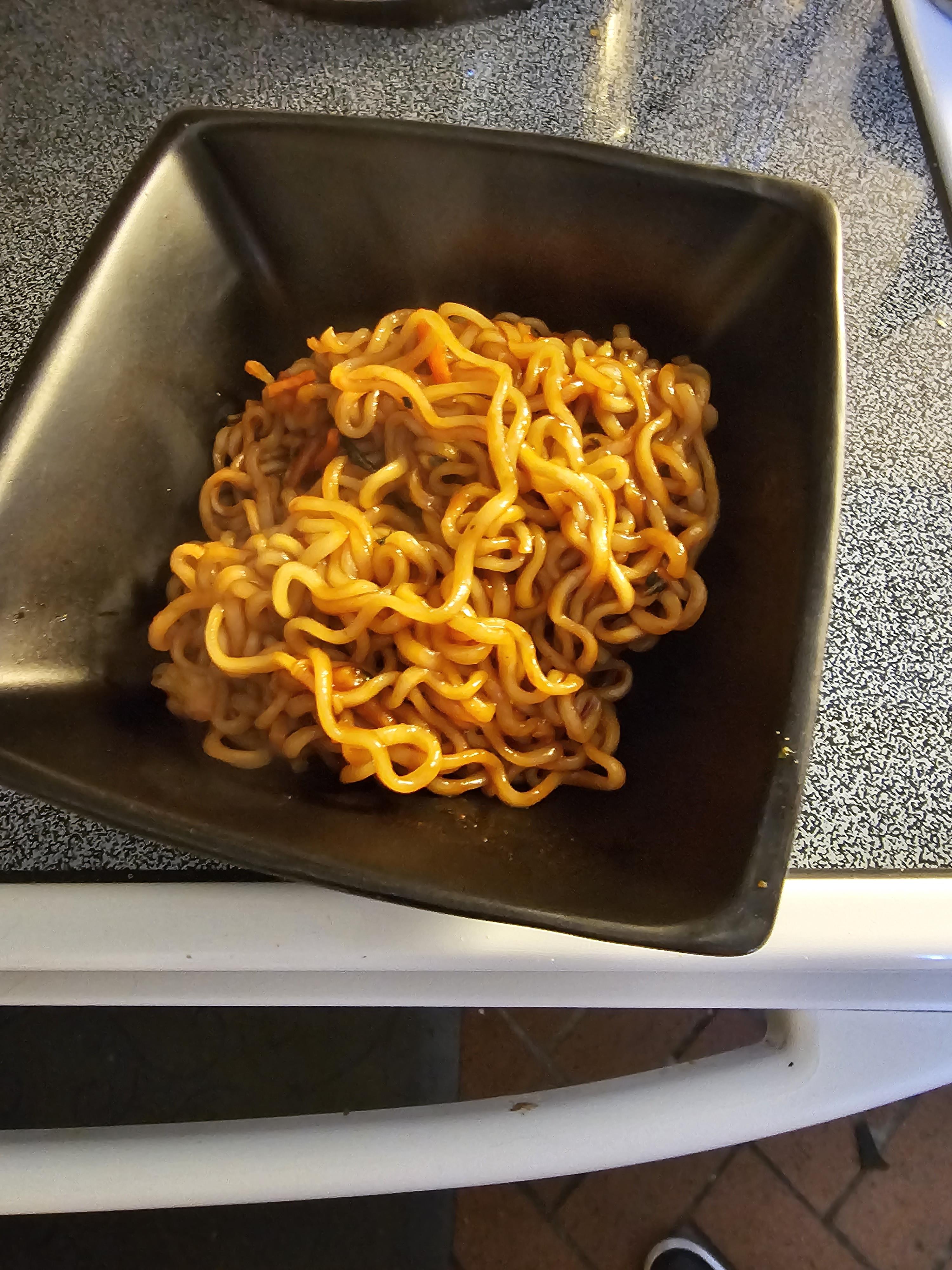 [homemade] Ramen noodle lunch | Scrolller