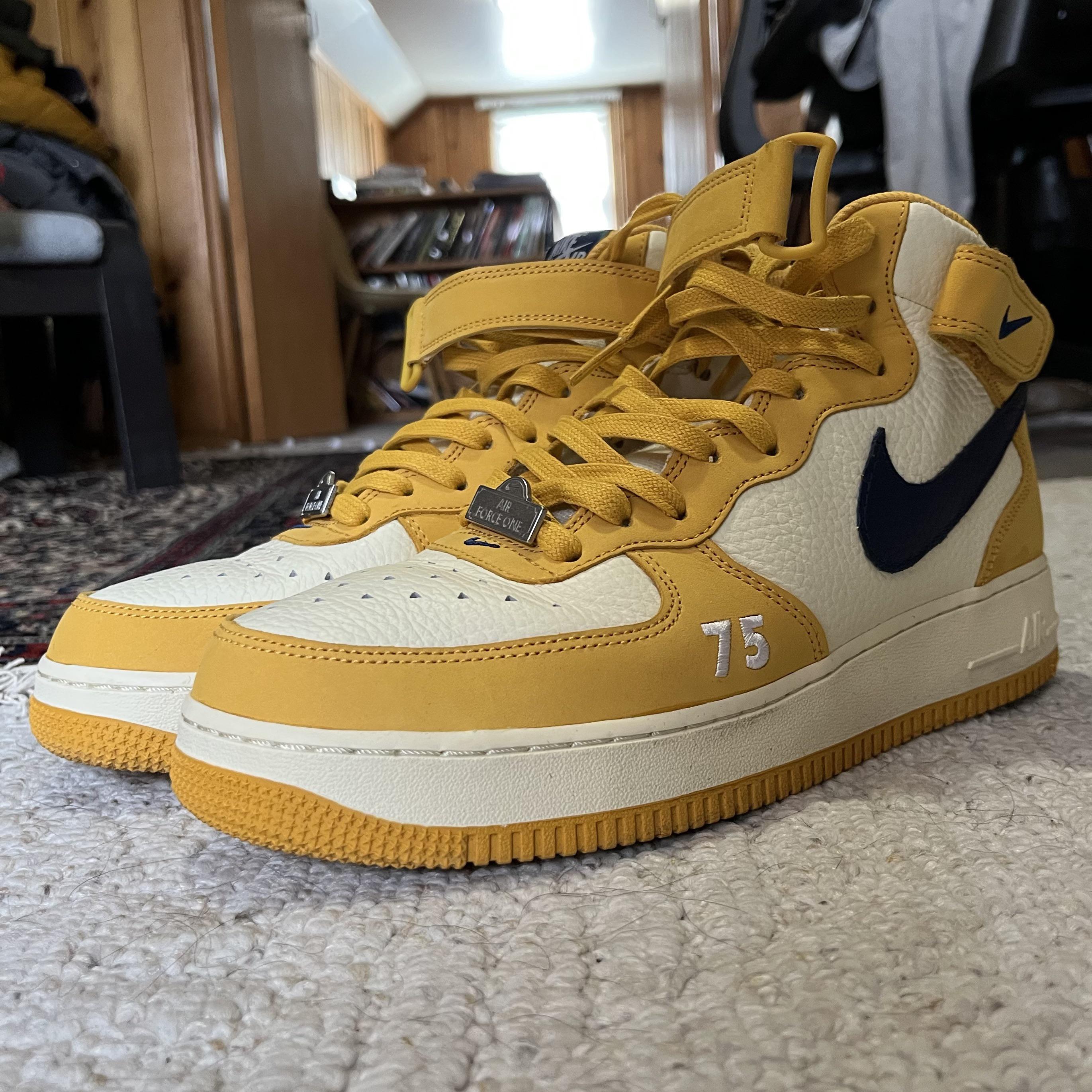 Air Force 1 Mid Paris Pollen | Scrolller