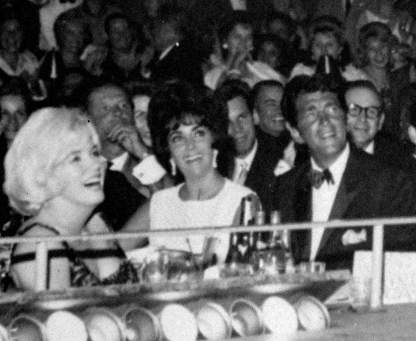 Marilyn Monroe, Elizabeth Taylor and Dean Martin watch Frank Sinatra preforming in Las Vegas ...