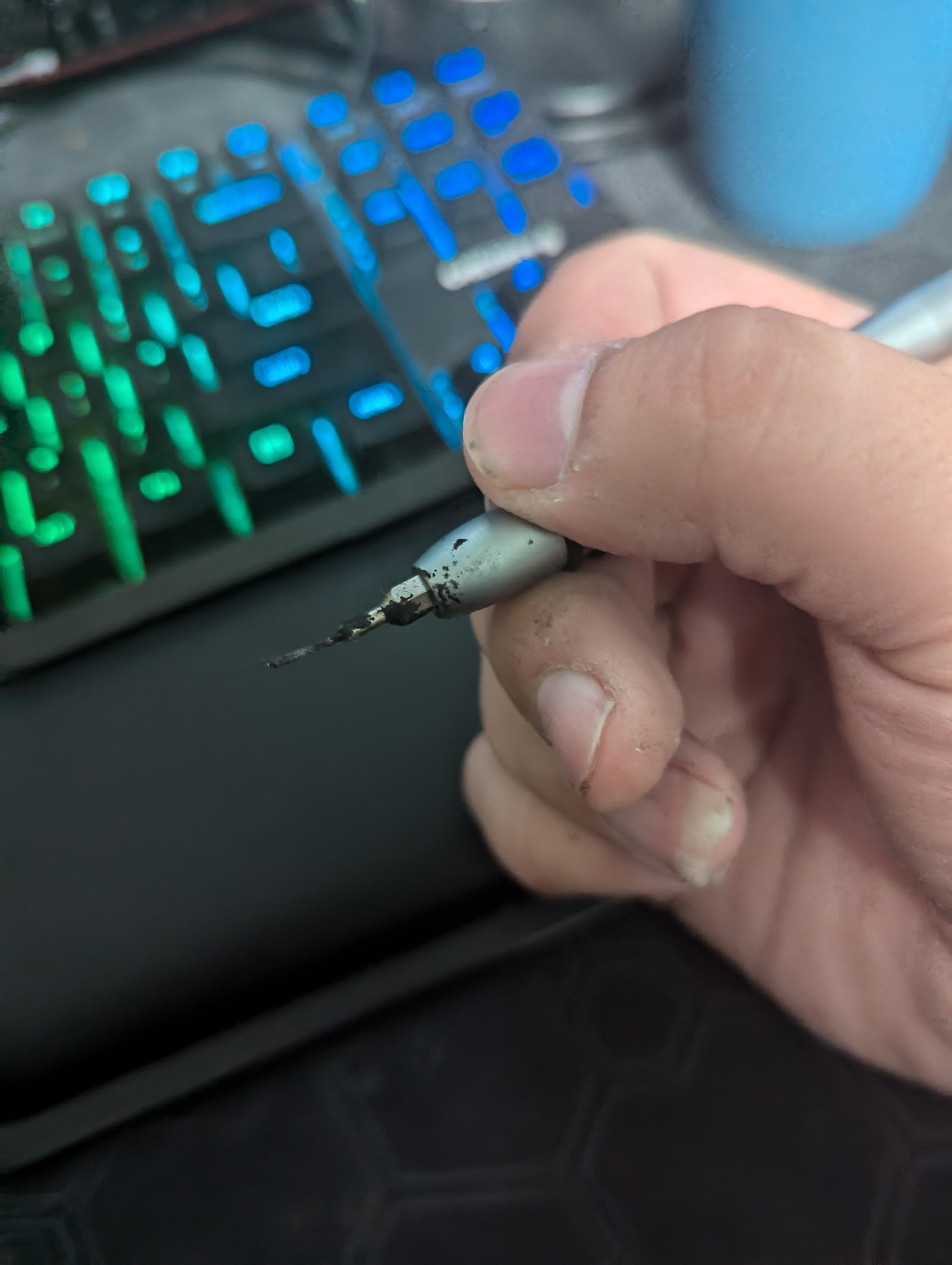 What do you use as a "poke tool" | Scrolller