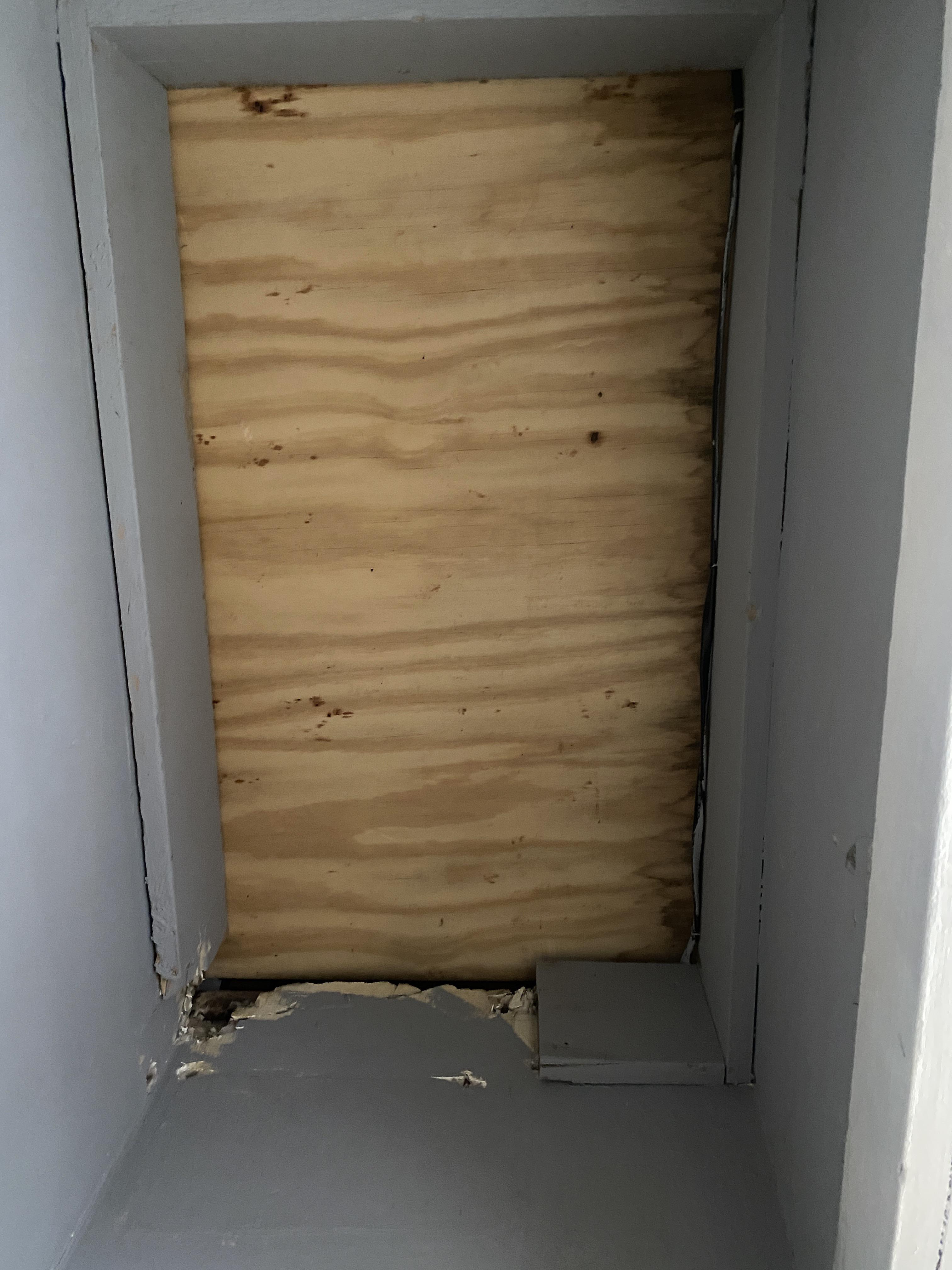 How To Fix Closet Ceiling | Scrolller