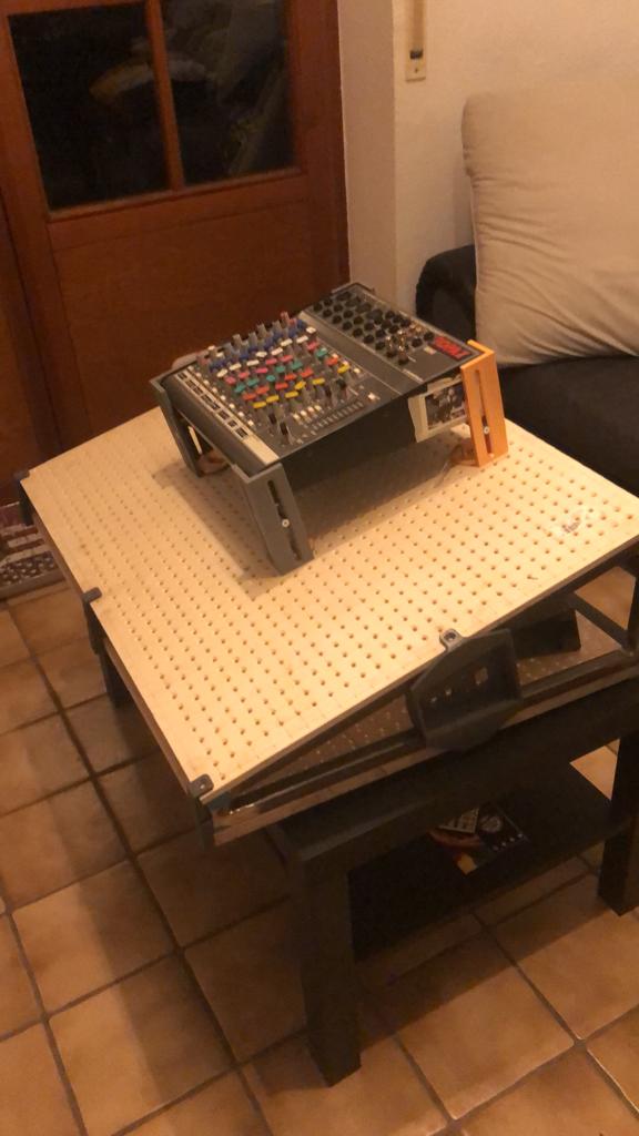 WIP Some progress on constructing a modular Synth Rack for desktop sized synths and pedals (read ...