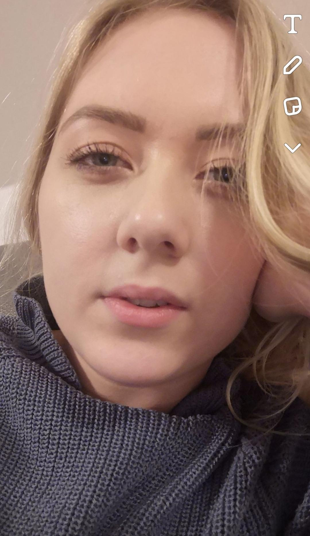 F26 Rate my before and after. Was the bangs a good choice? | Scrolller