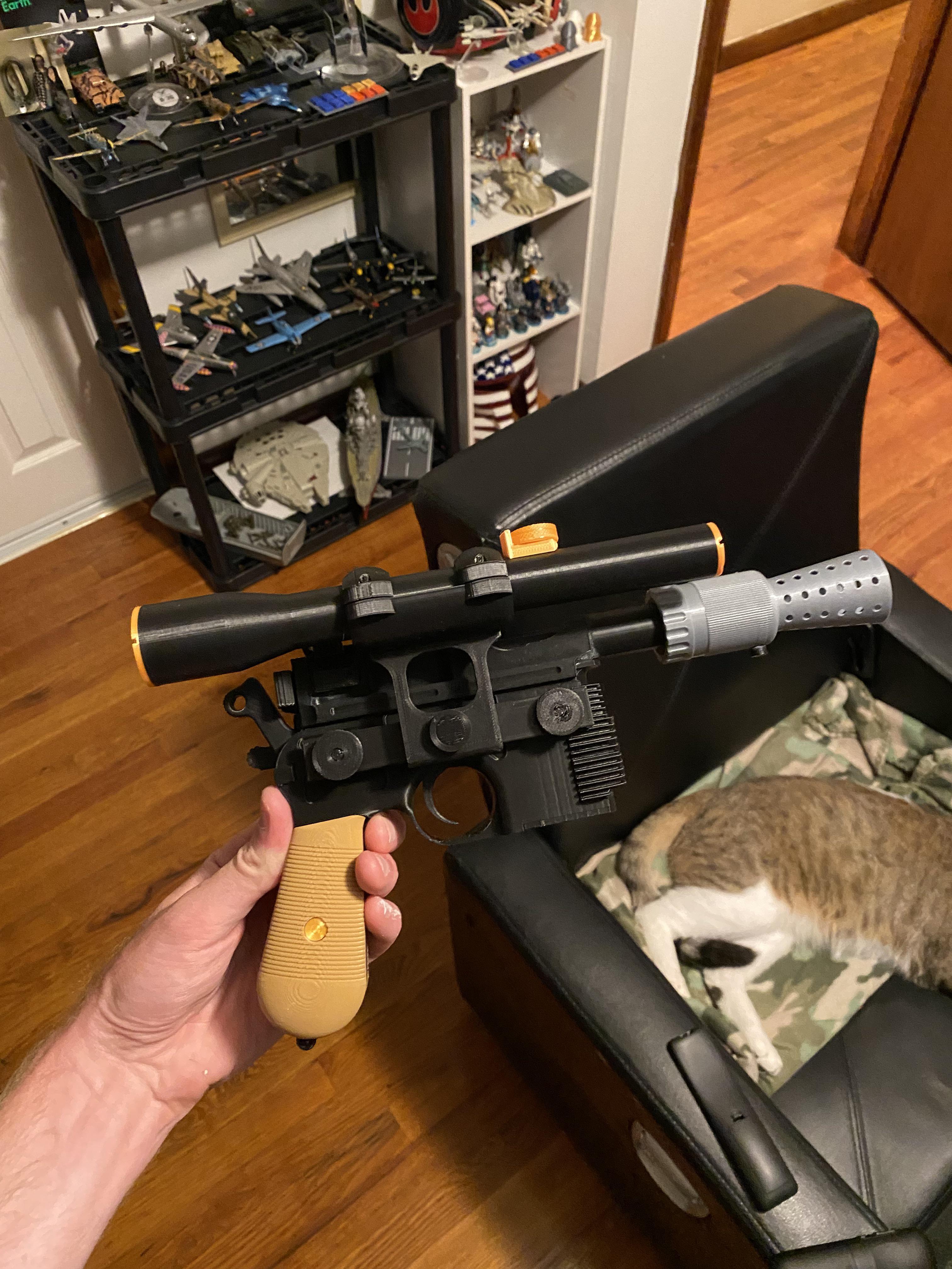 Solo Blaster 3D print | Scrolller