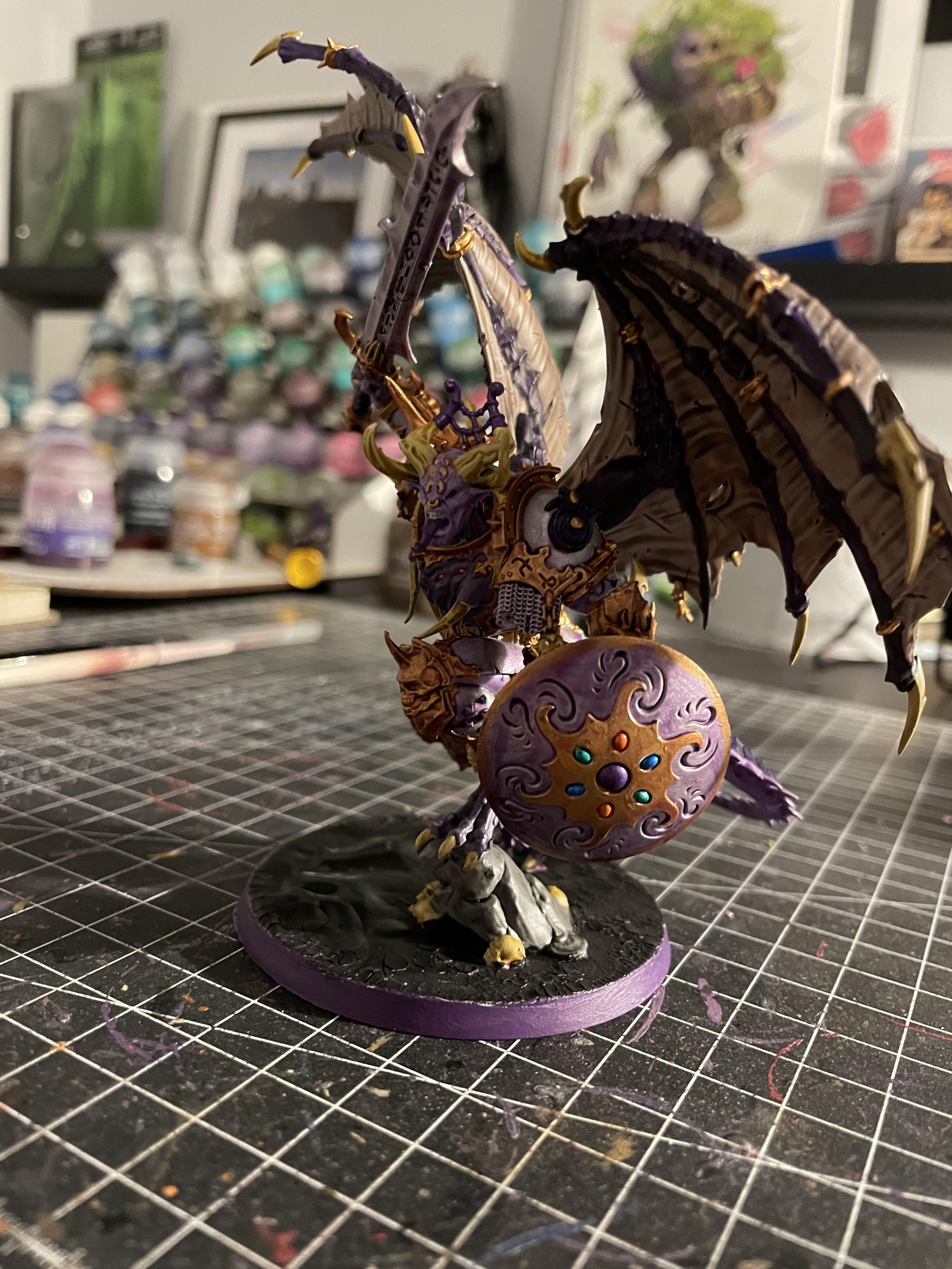 Discover more like Slaanesh: Daemon Prince of Slaanesh and Related Content | Scrolller