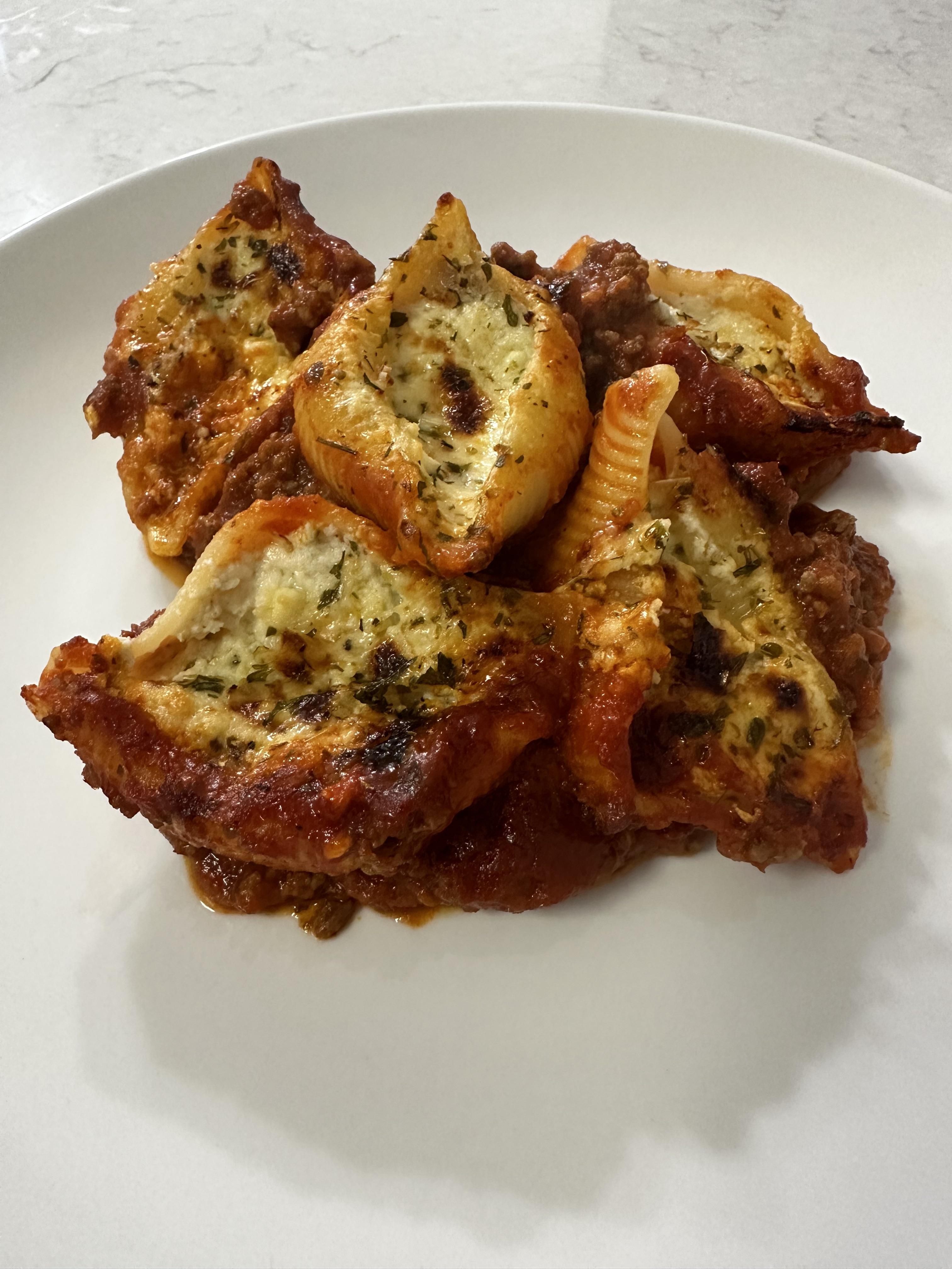 [Homemade] Stuffed Shells with Meat Sauce | Scrolller