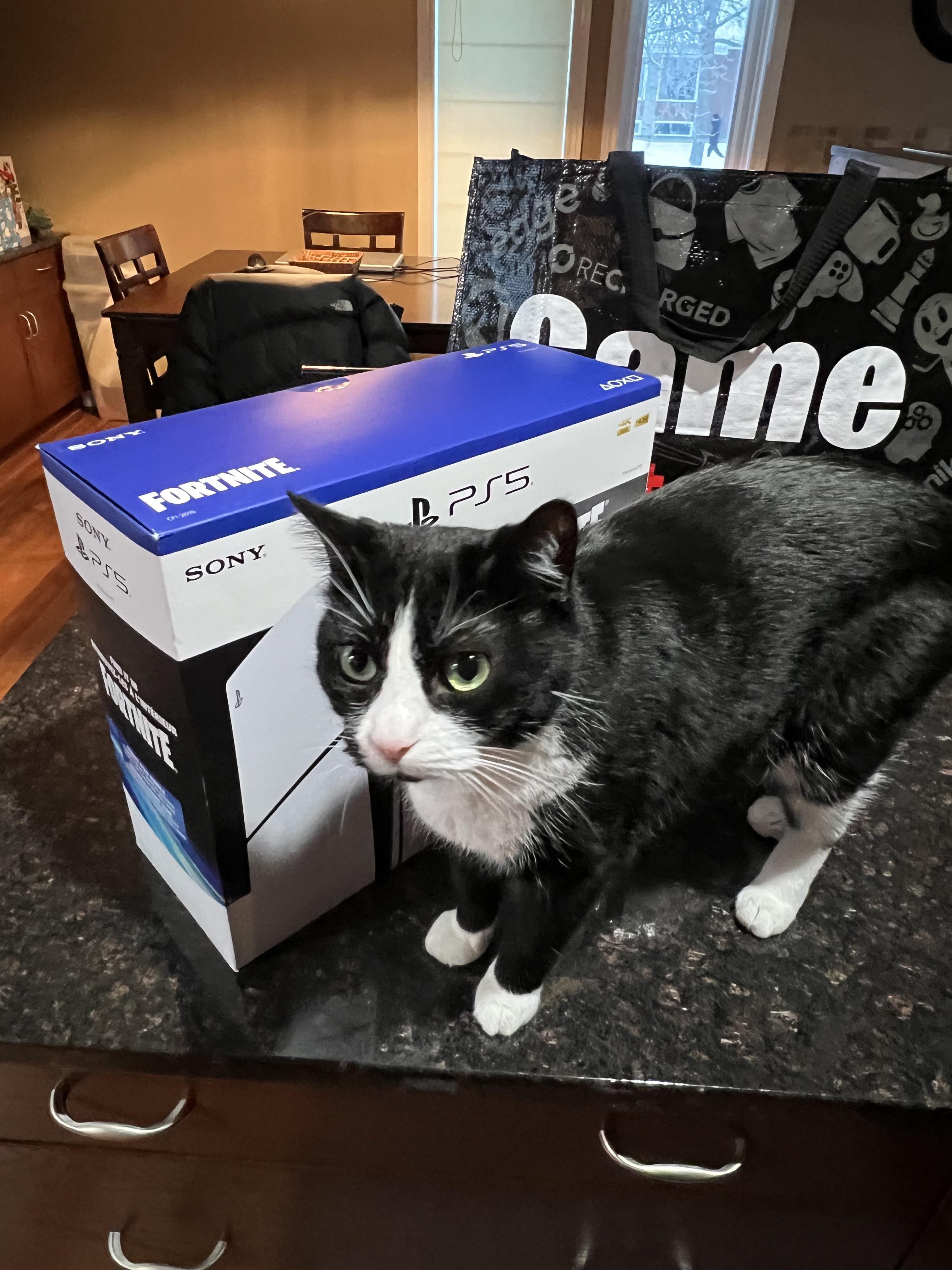 Today I bought my friend a PS5! | Scrolller