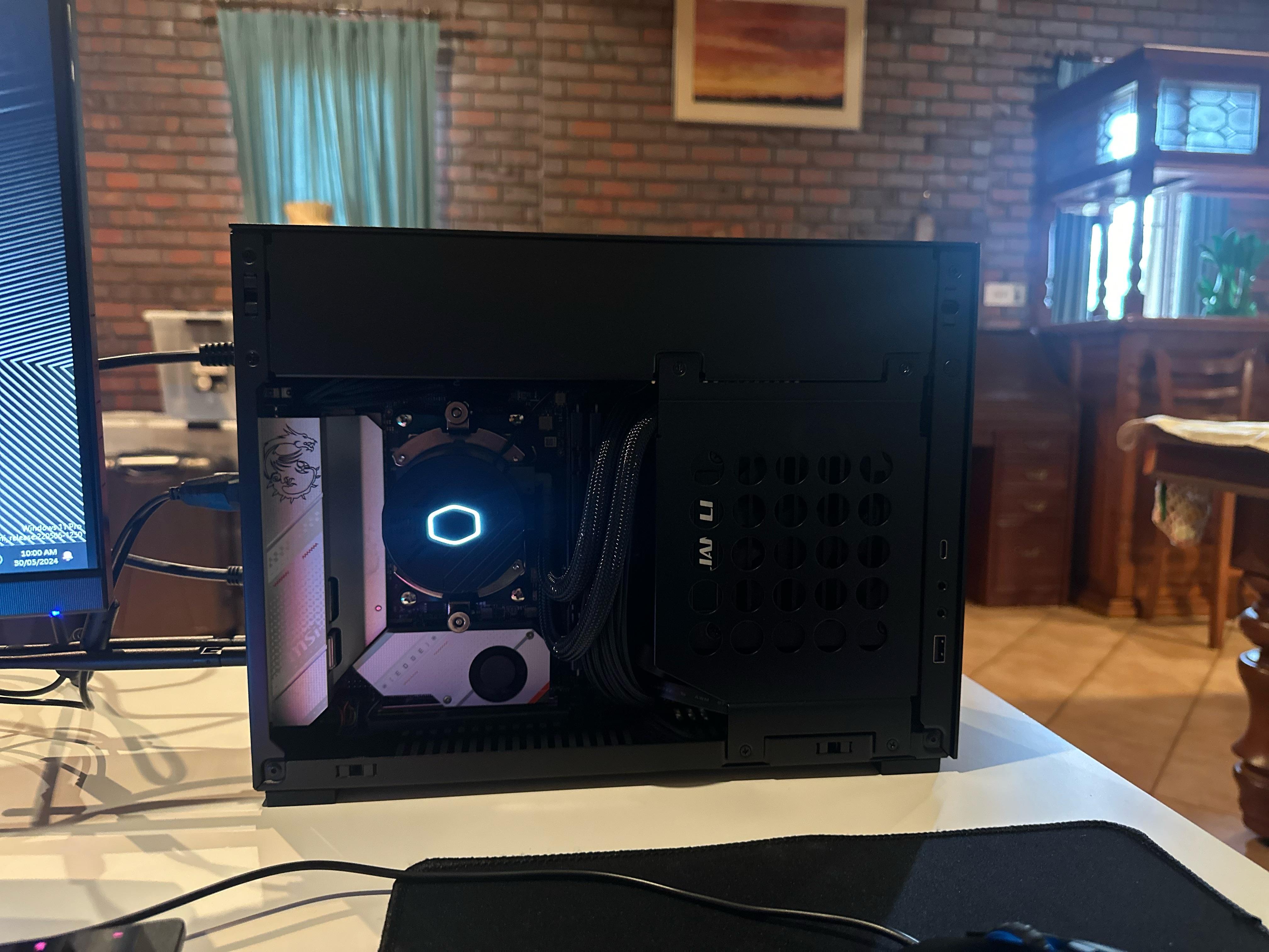 Just moved to nr200 to dan A4 h20 | Scrolller