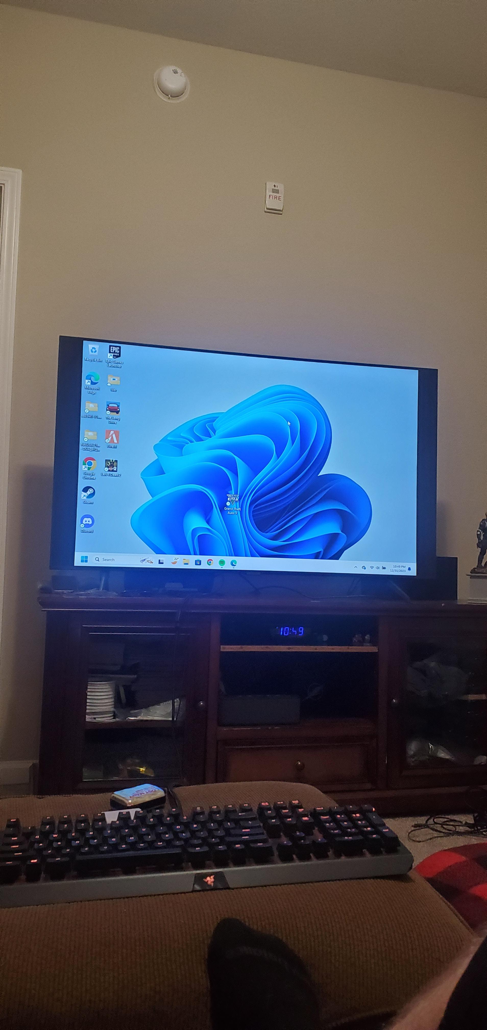 Windows 11 docking issue | Scrolller