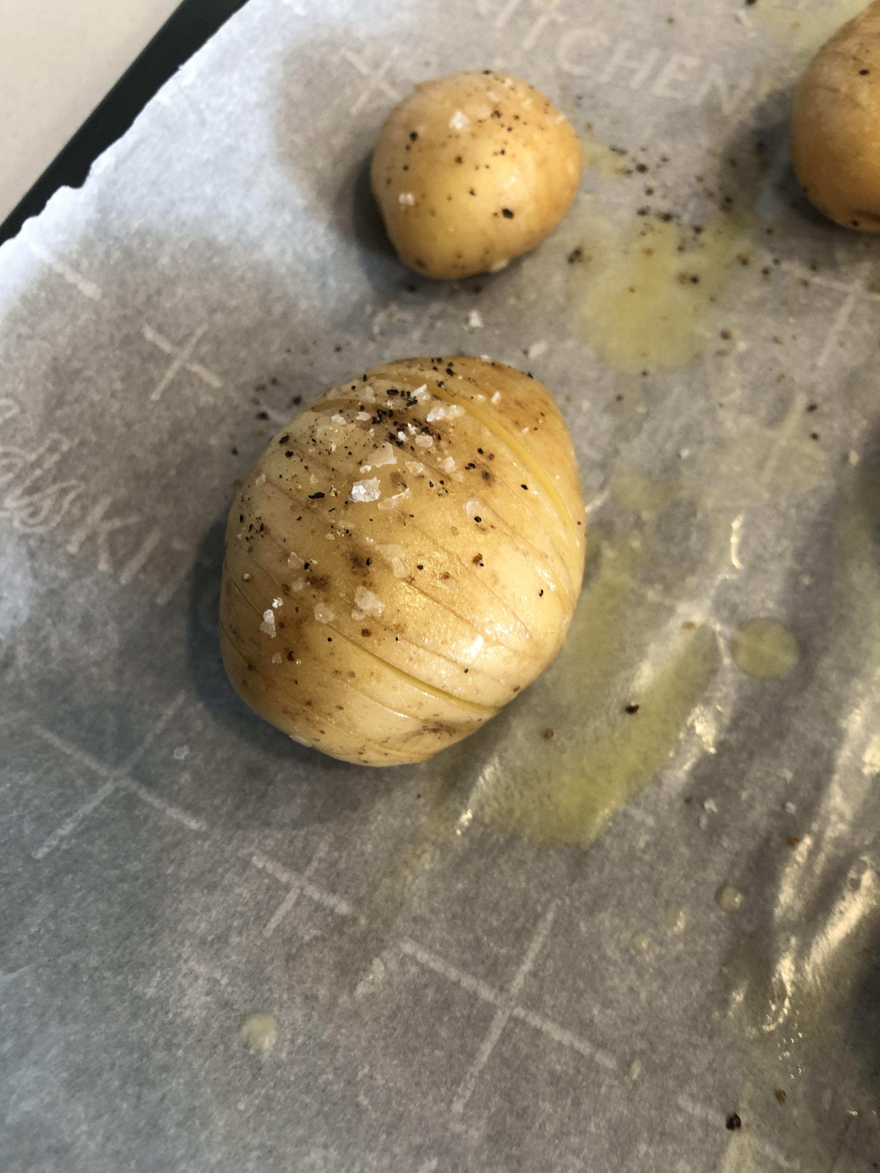 [homemade] Baby Hasselback Potatoes. | Scrolller