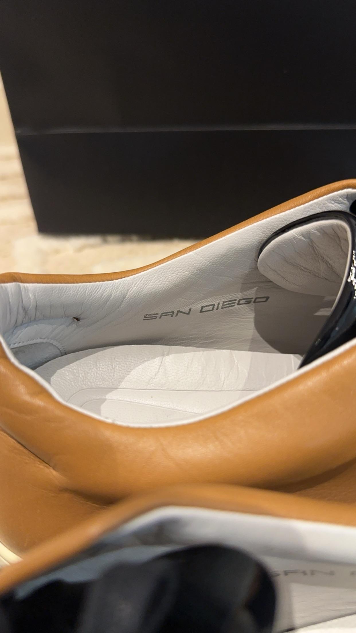 Help Identifying Porsche Shoes | Scrolller