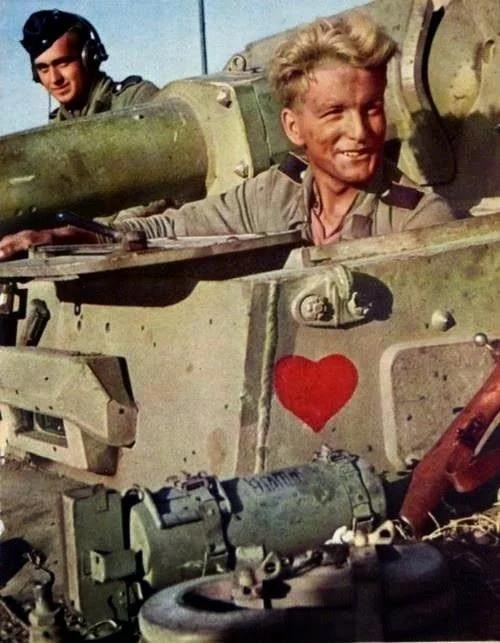 Italeri 1/72 Panzer IV F1 Afrika Korps | Scrolller