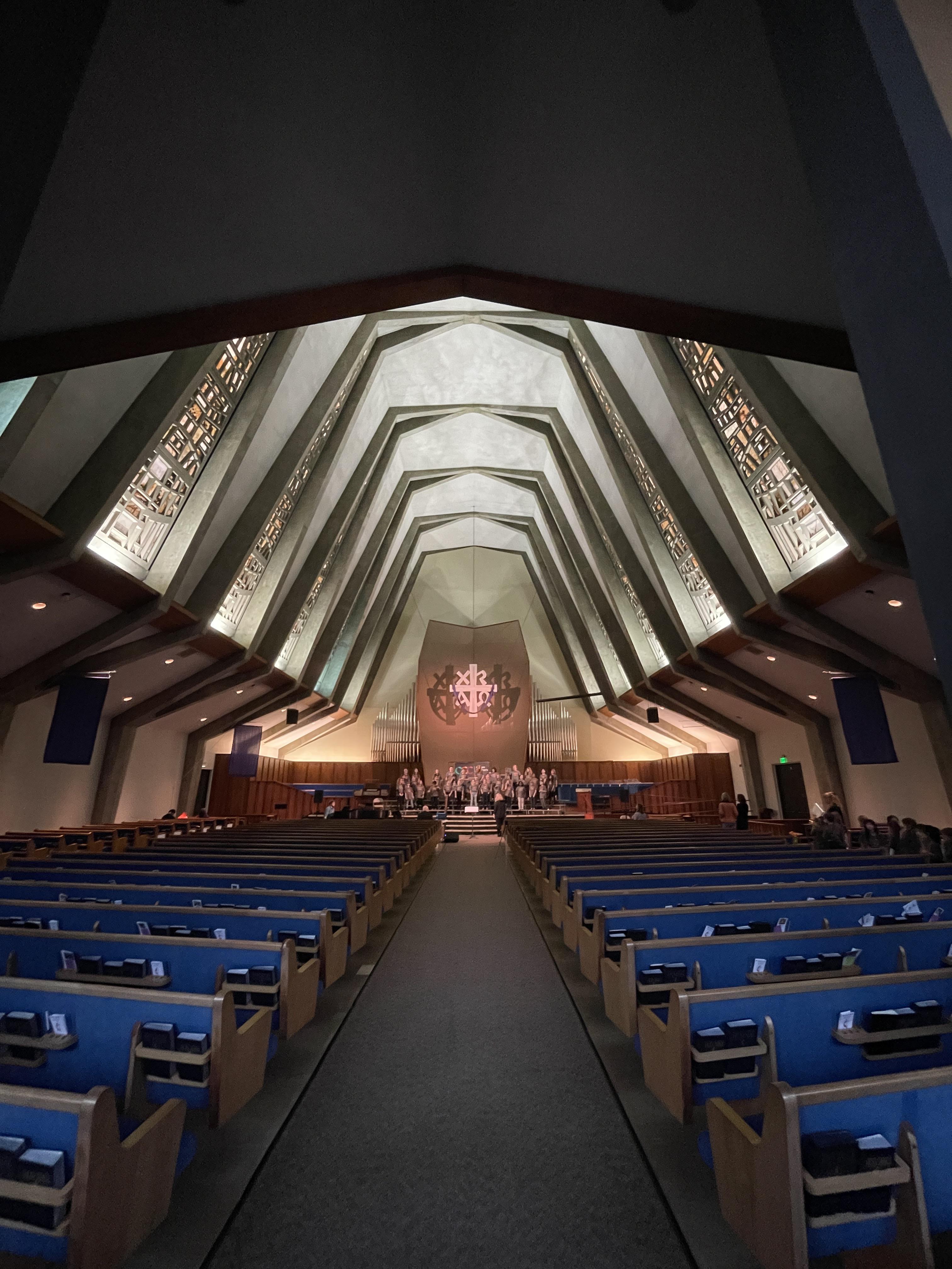 How does this structure work? | Scrolller