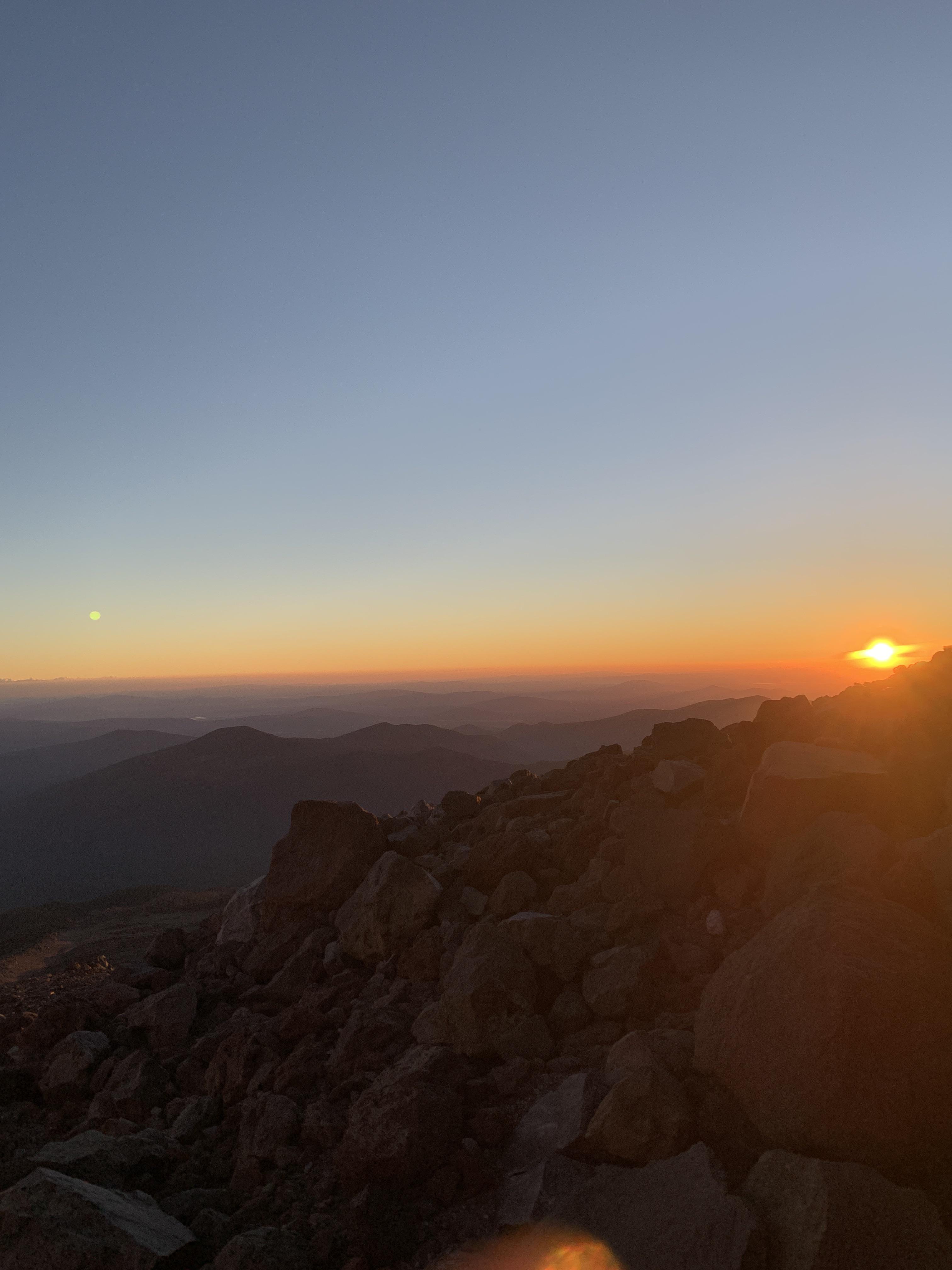 Sunrise on Mt Shasta climb via the Hotlum Bolam Ridge | Scrolller