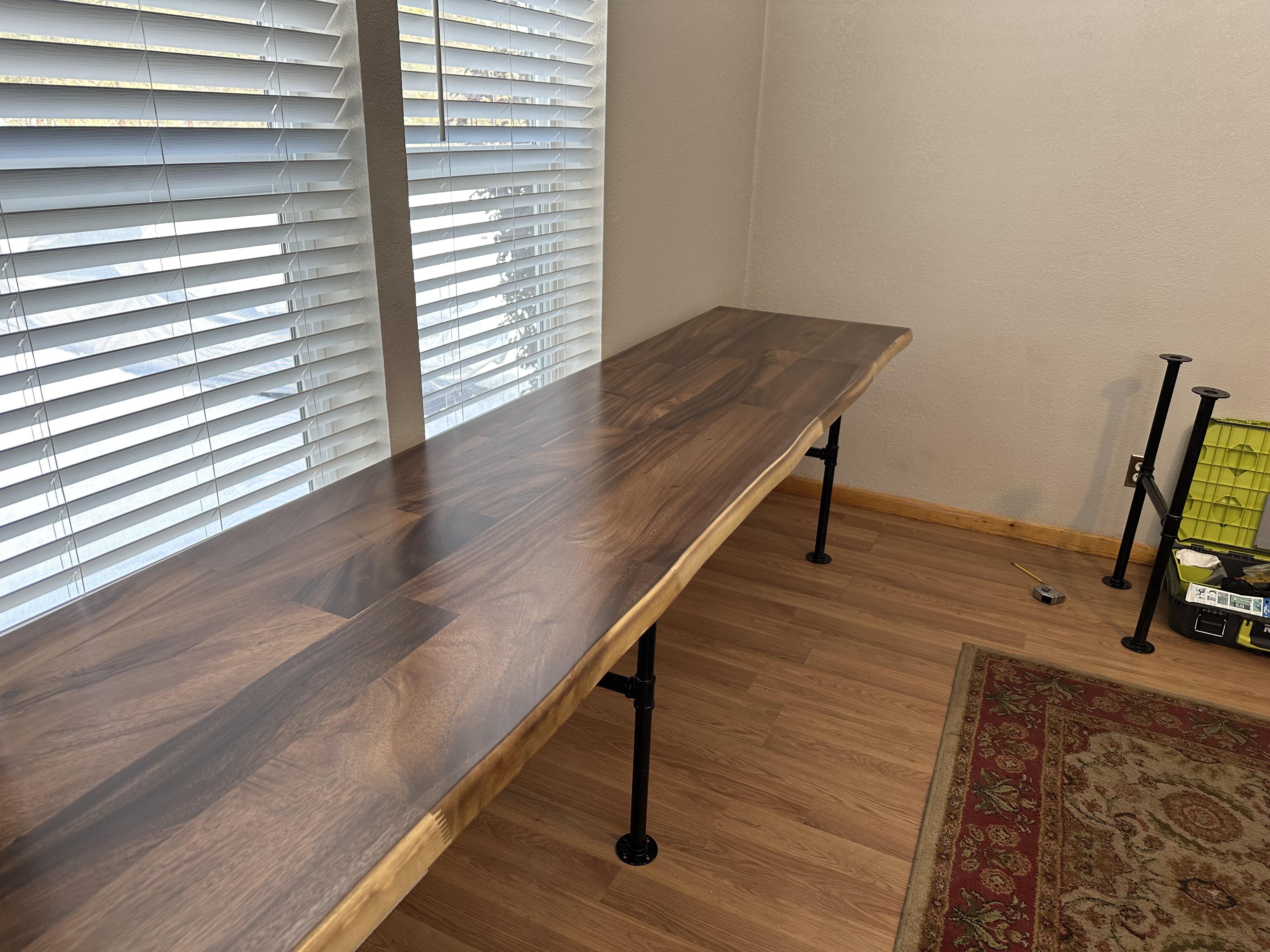 New Desk Setup Scrolller