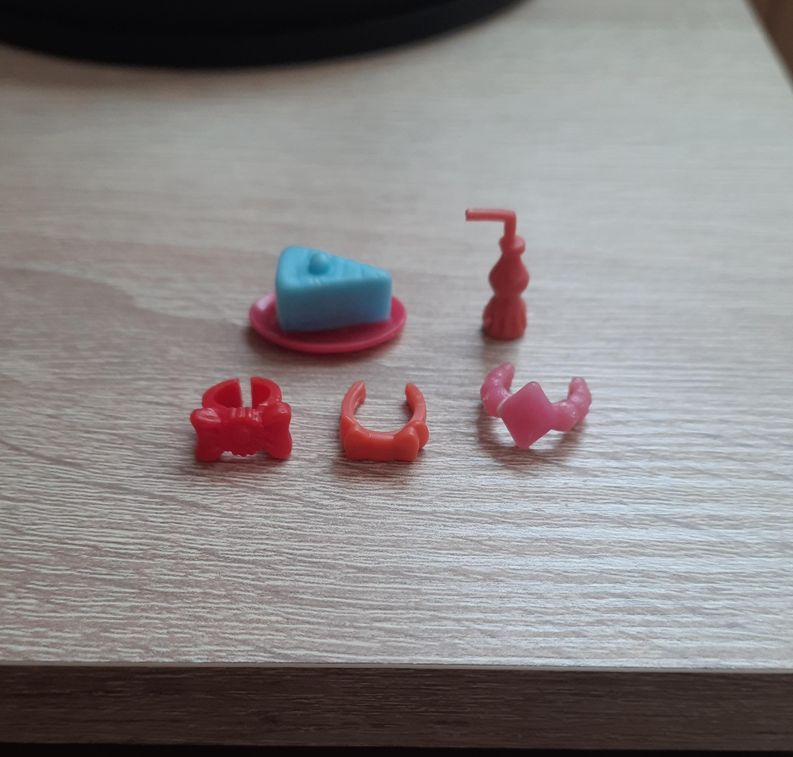 Help identifying if any of these are lps | Scrolller