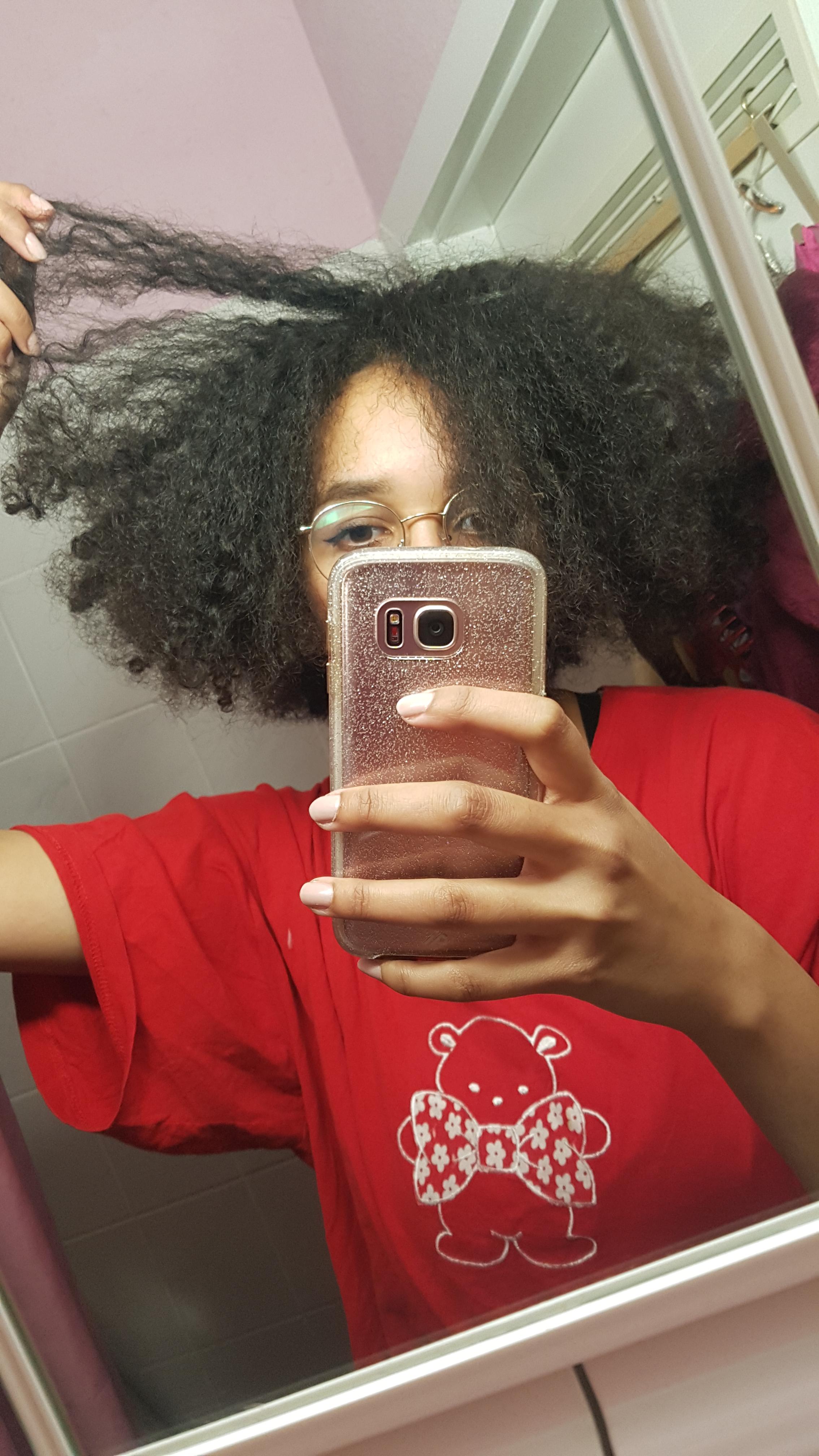 How come I have 2 different hair types..? Like the back curls are so different. Also idk what to ...