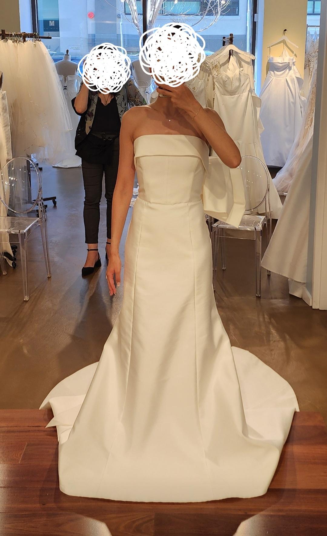 Help!!! Dress 1, 2, or keep shopping? | Scrolller