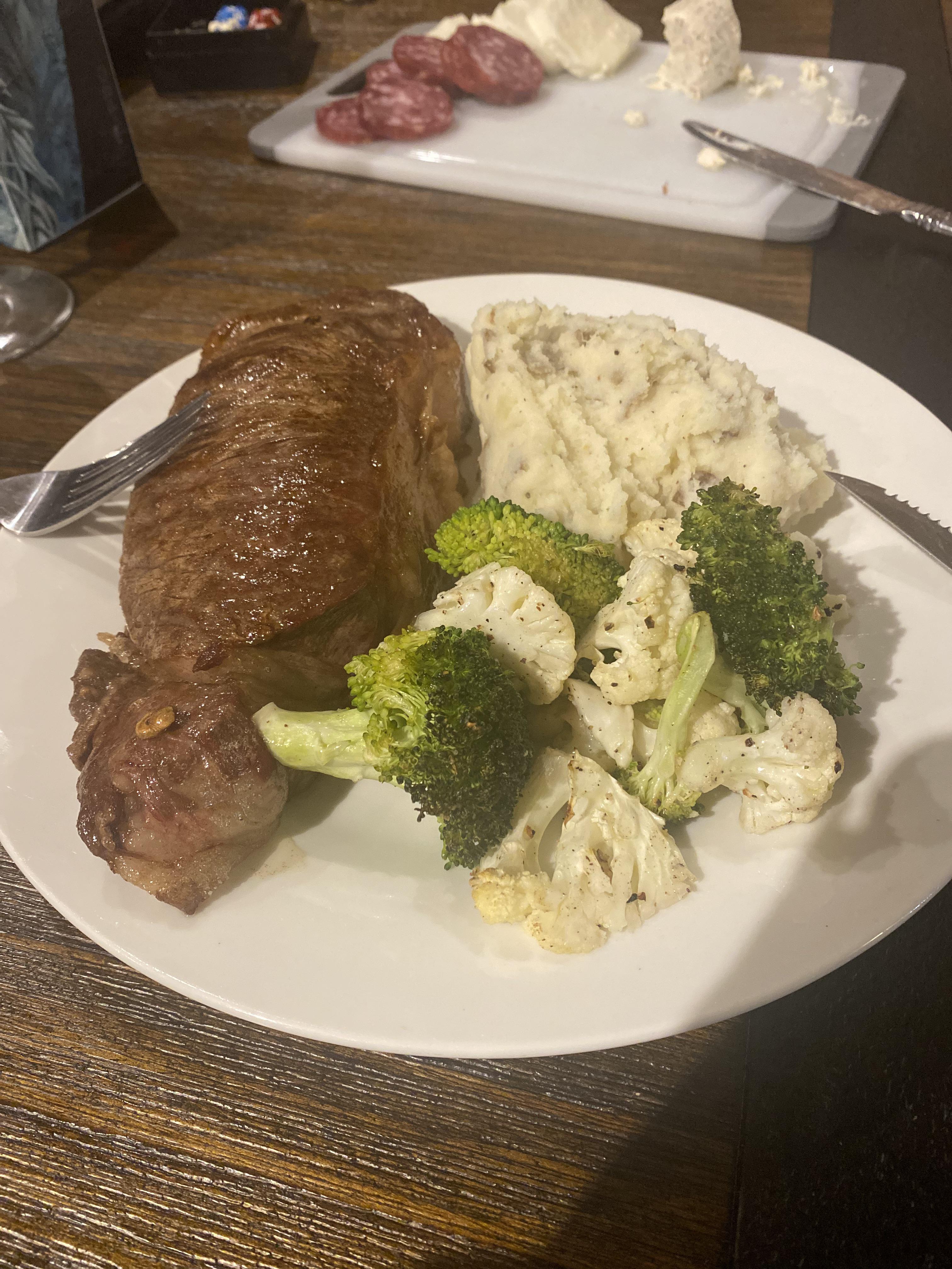 Steak and wine [homemade] | Scrolller