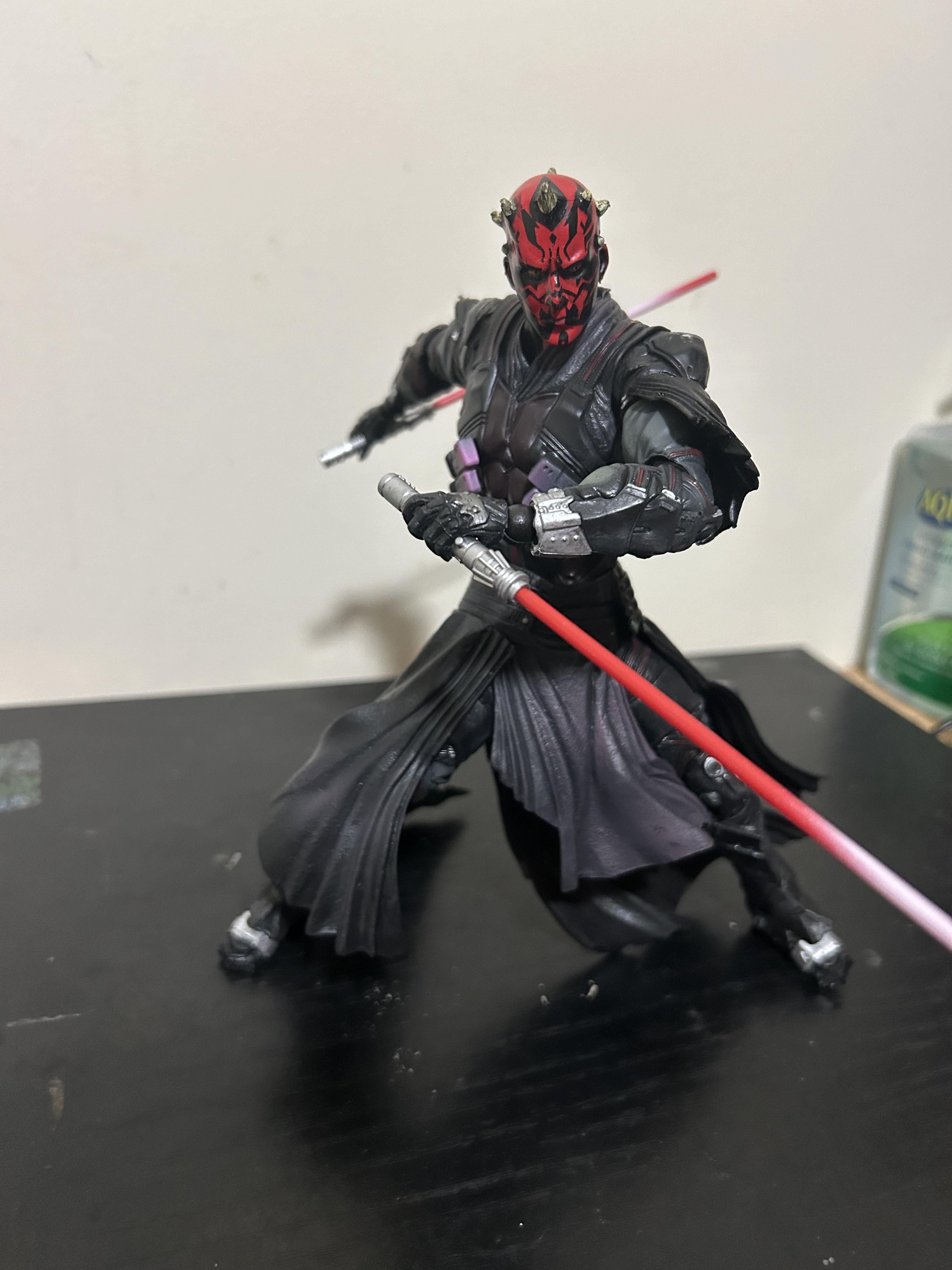 Darth Maul Kai variant figurine. | Scrolller