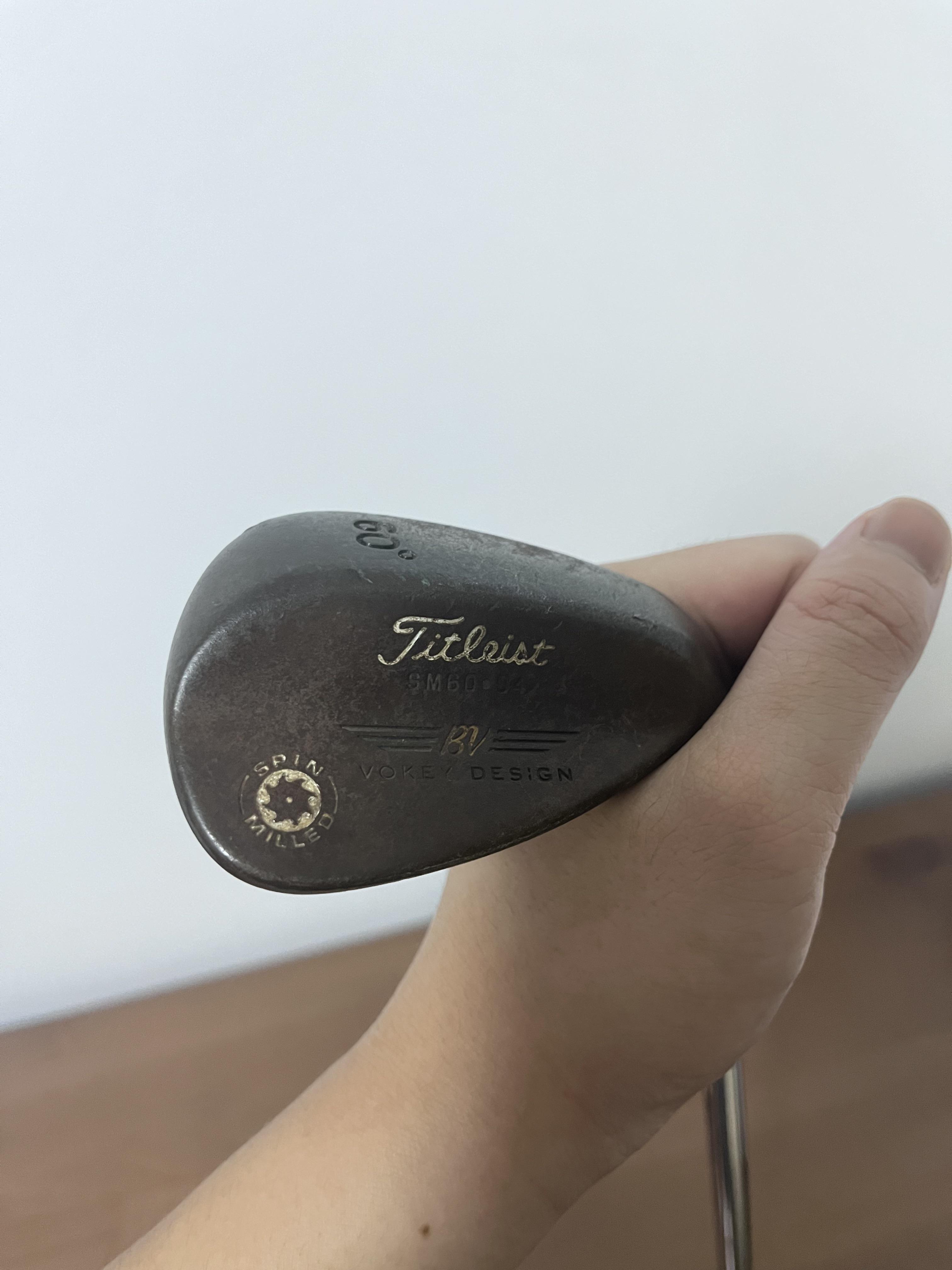 What’s the difference between these 2 wedges? | Scrolller