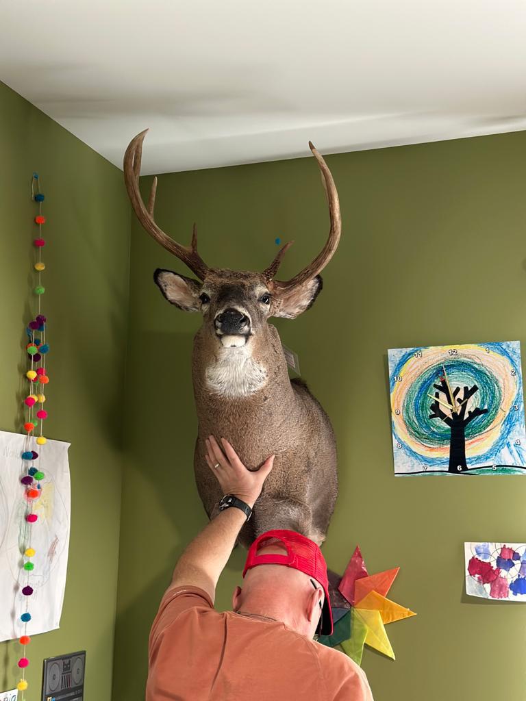 My 8 year old son’s 2022 buck | Scrolller