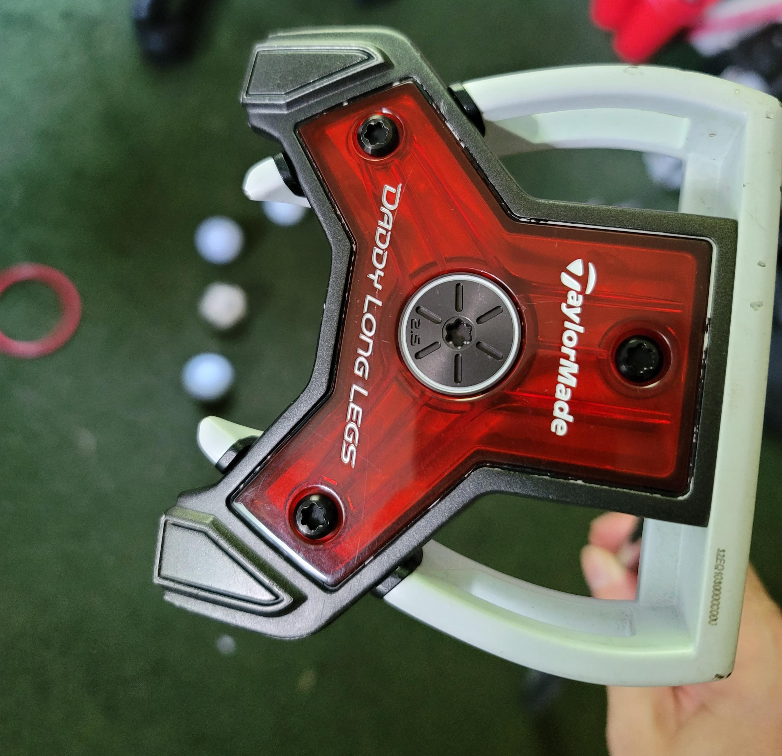 New putter day | Scrolller