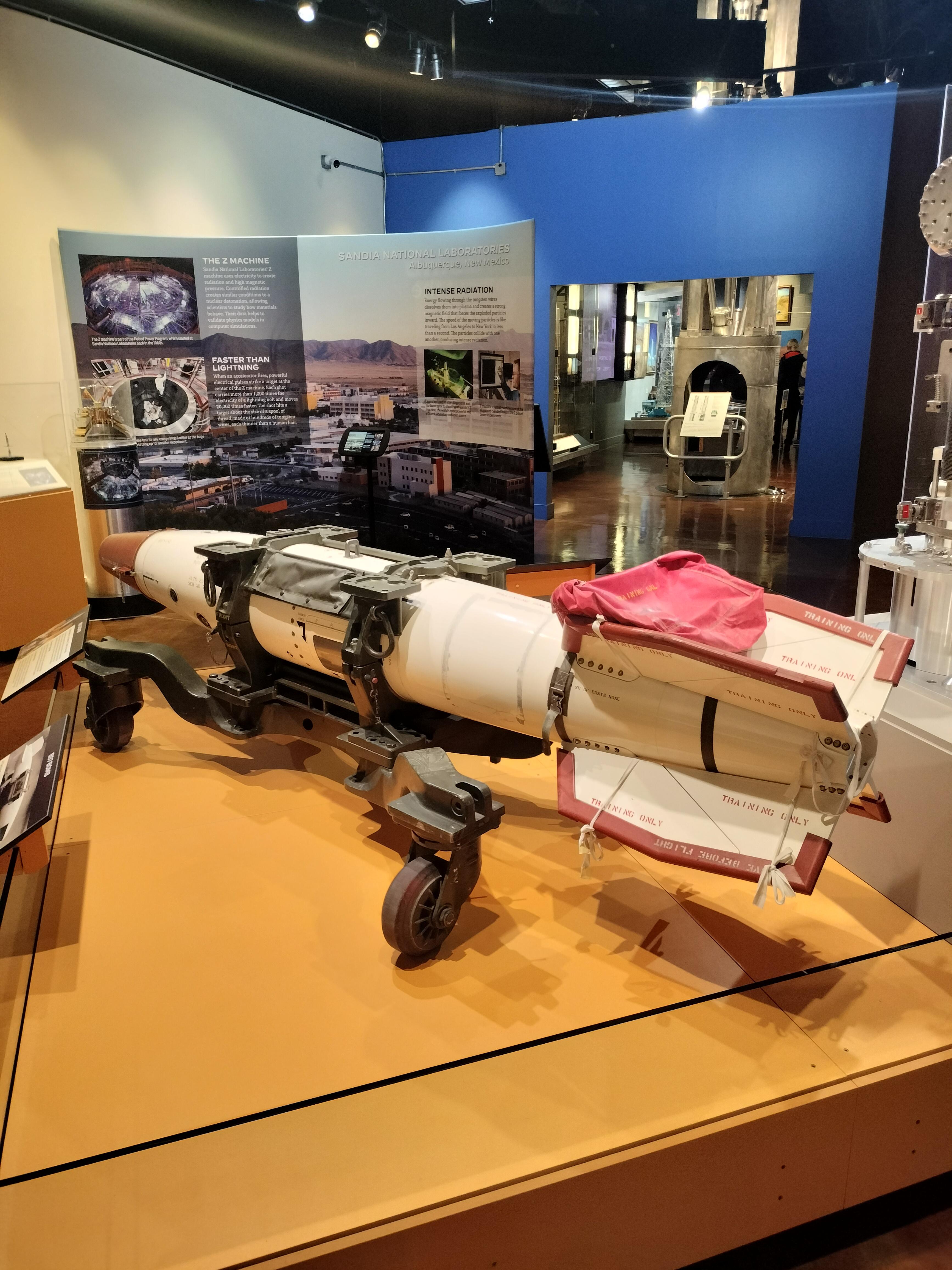 Went to the Atomic Museum and Saw Robots and Bombs | Scrolller