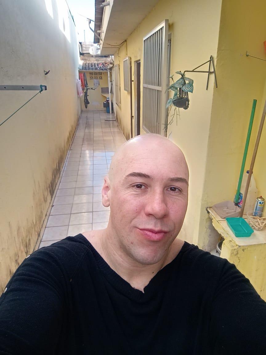 Friendly request | Scrolller