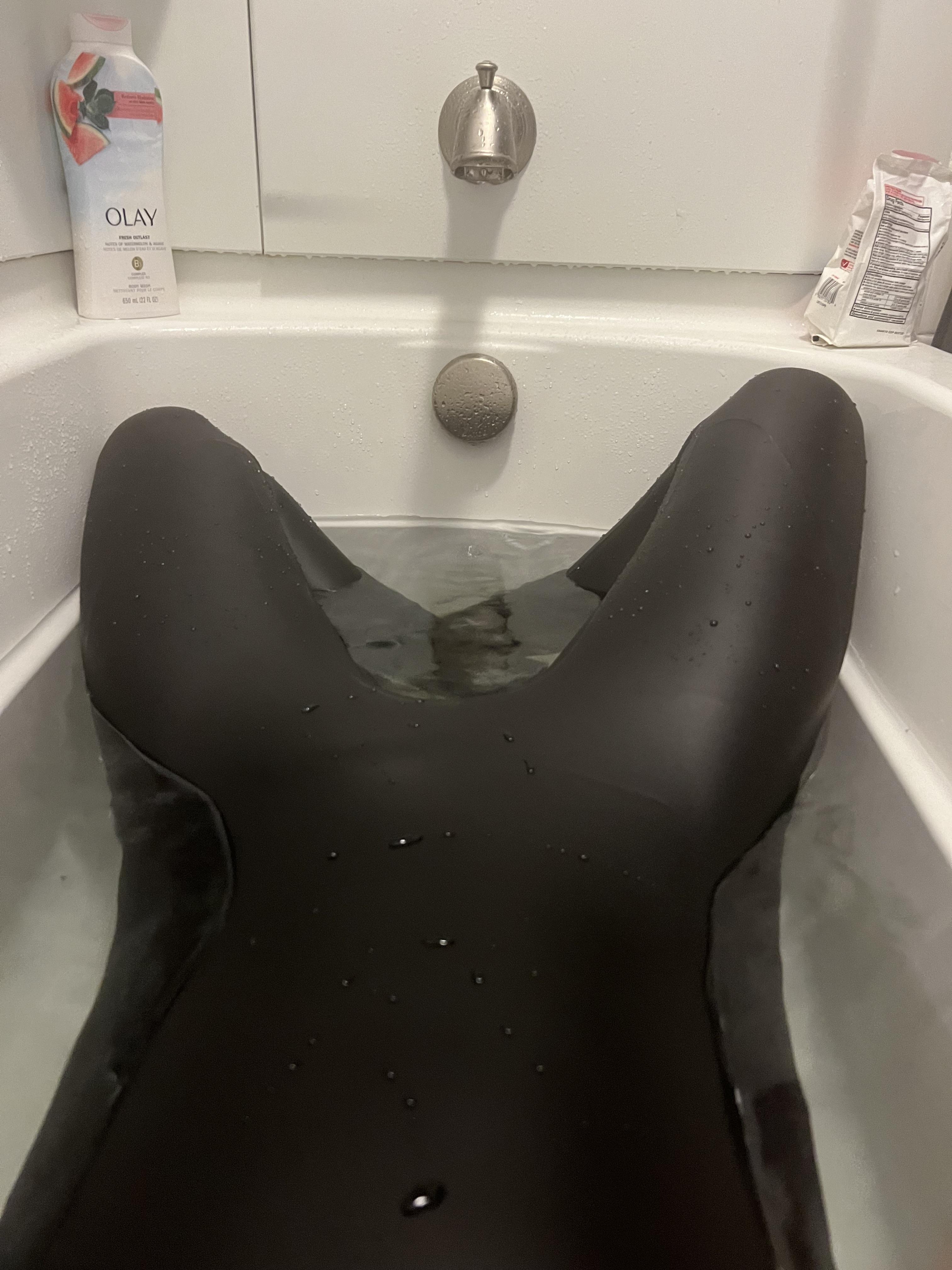 Some more wetsuit | Scrolller