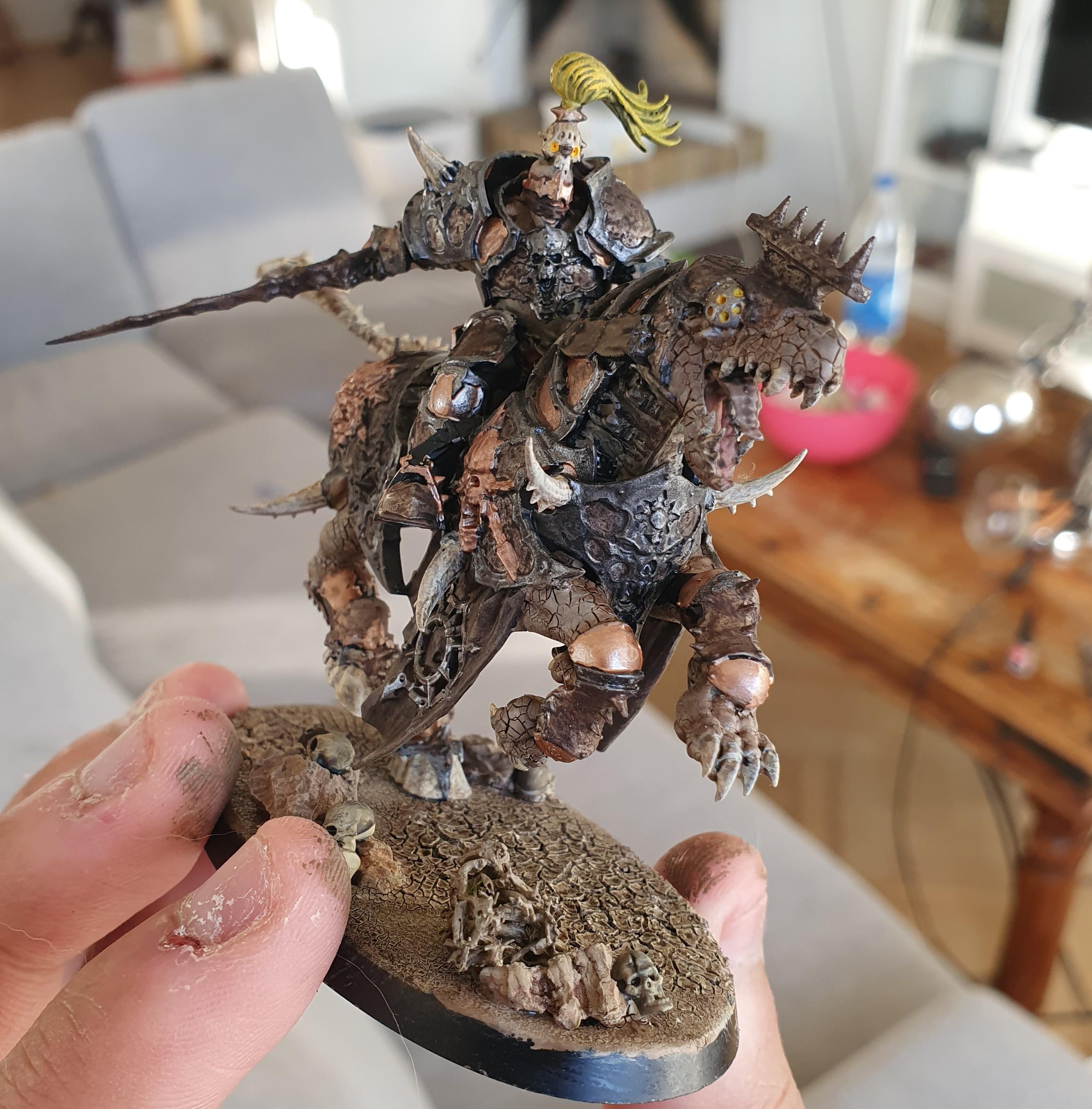 Decided to make my first Varanguard "Horsemen of the apocalypse" themed. Heres "Famine" C/C ...