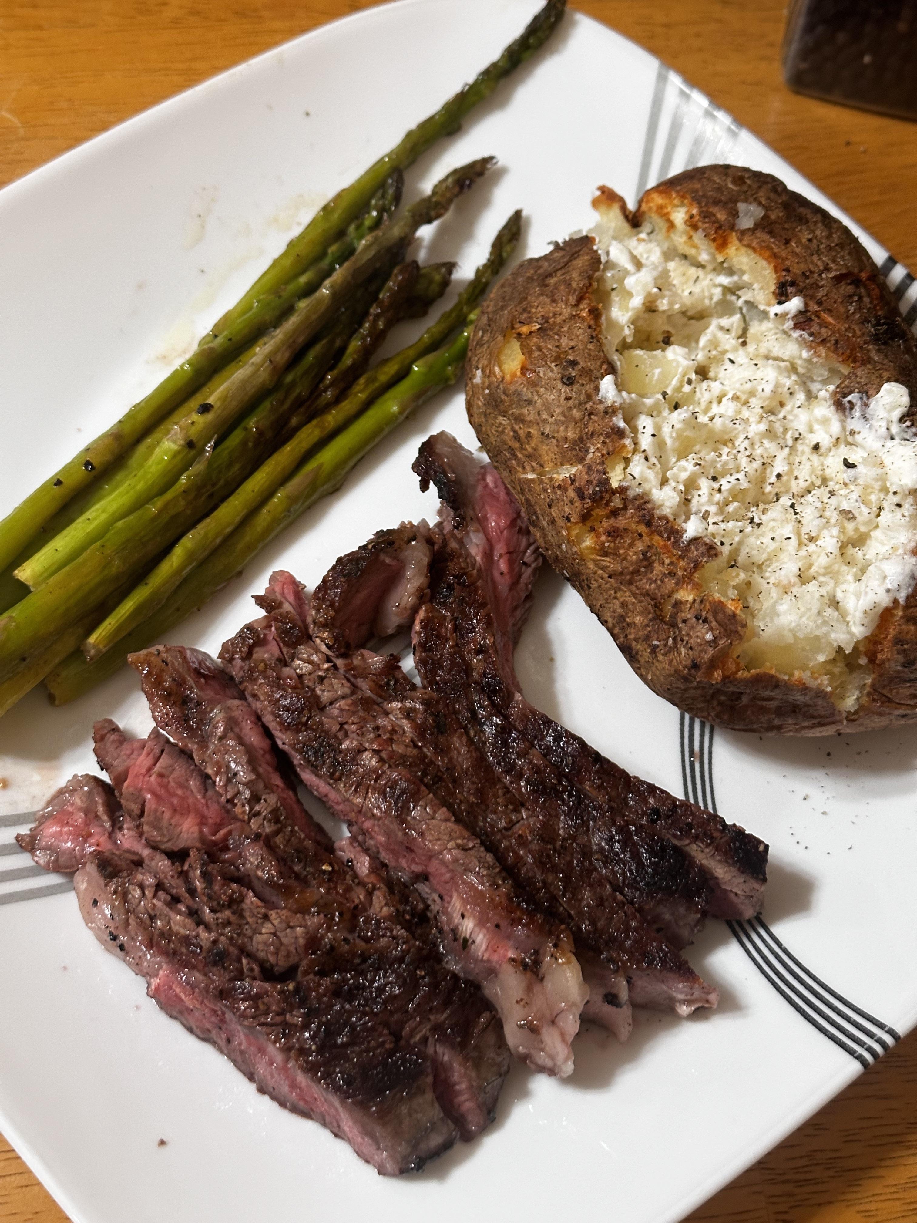 I love steak | Scrolller