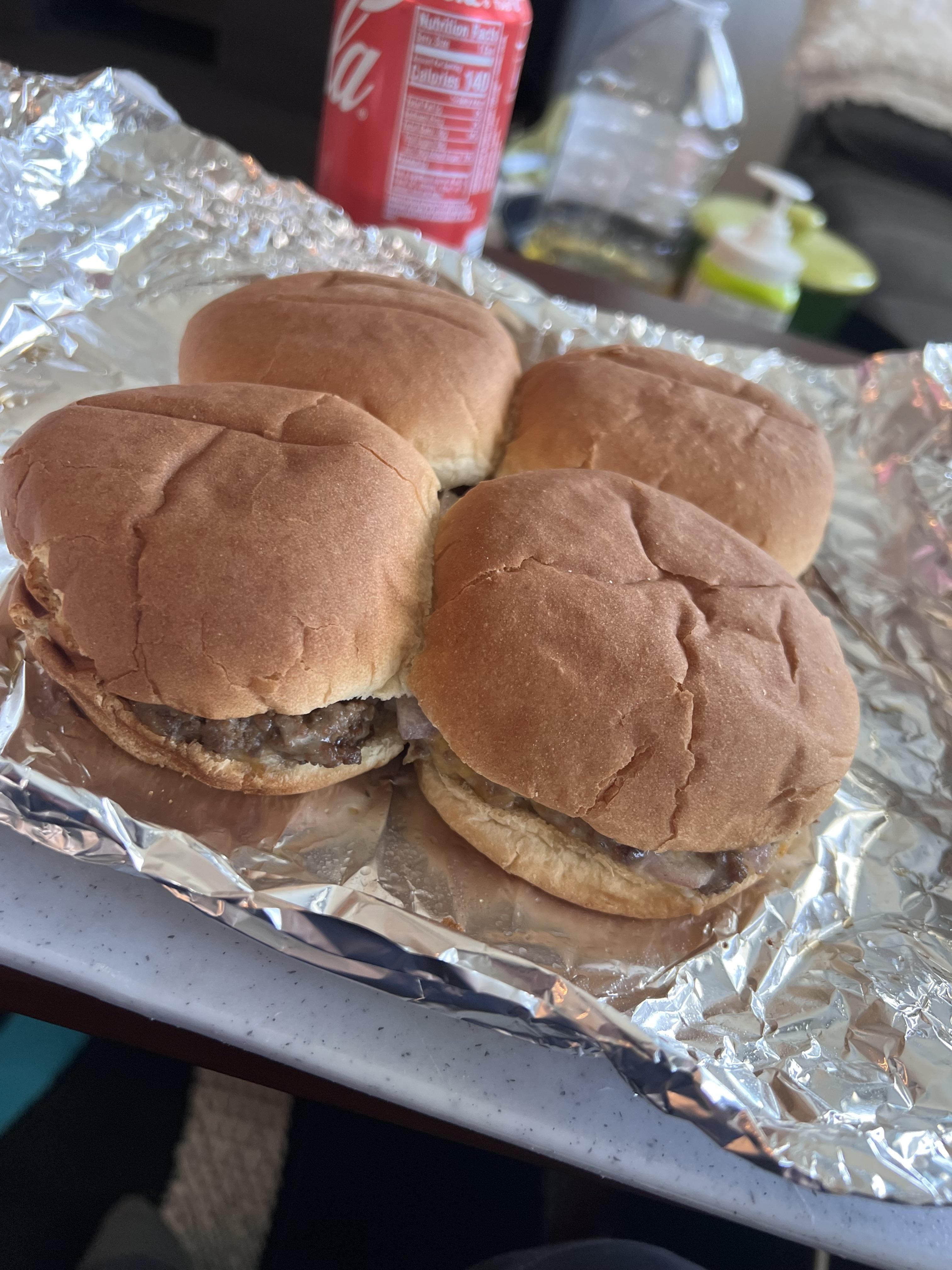 Home made sliders | Scrolller