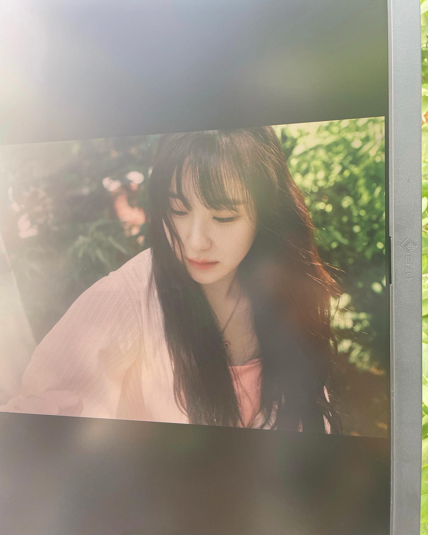 230112 Lee Chaeyeon Instagram update | Scrolller