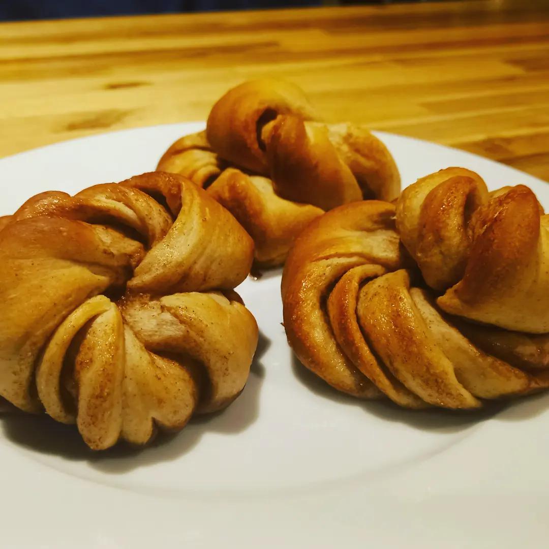 [homemade] Fika Buns | Scrolller