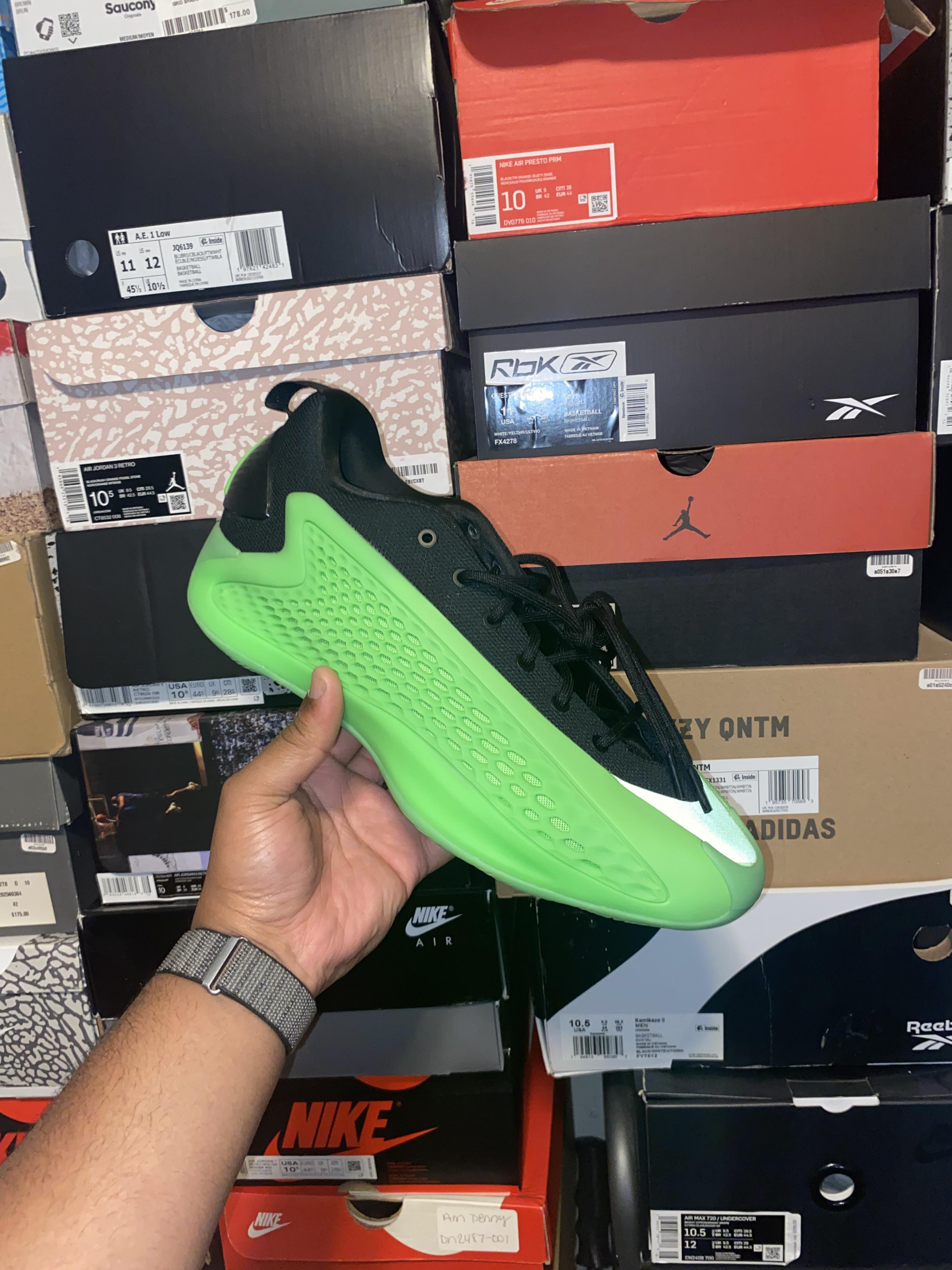 Discover more like Sneakers: 2025 looking good so far! 2008 Carmine 6s from the countdown pack😮 ...