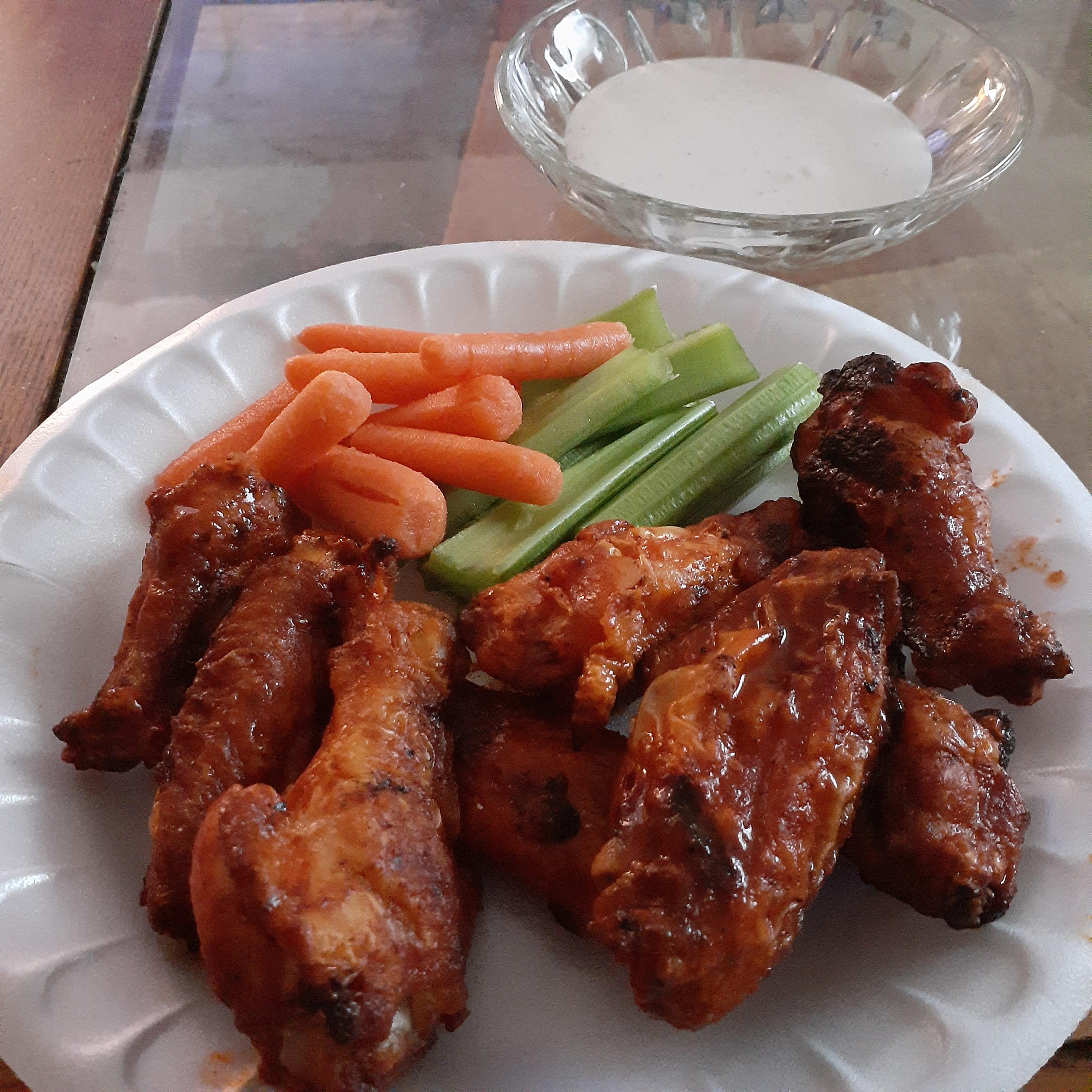 Hot Wings. | Scrolller