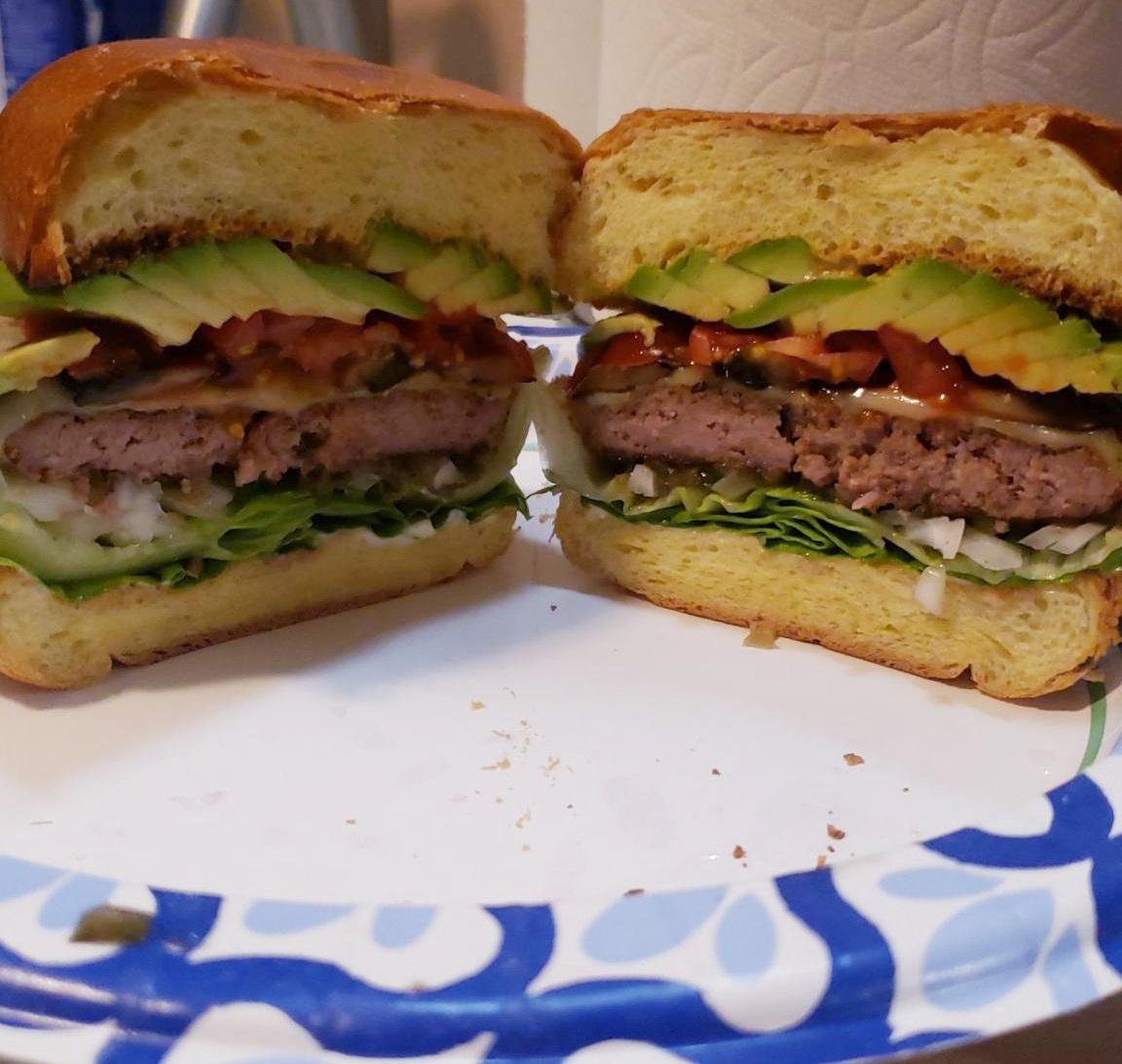 Mushroom Avocado Cheeseburger | Scrolller