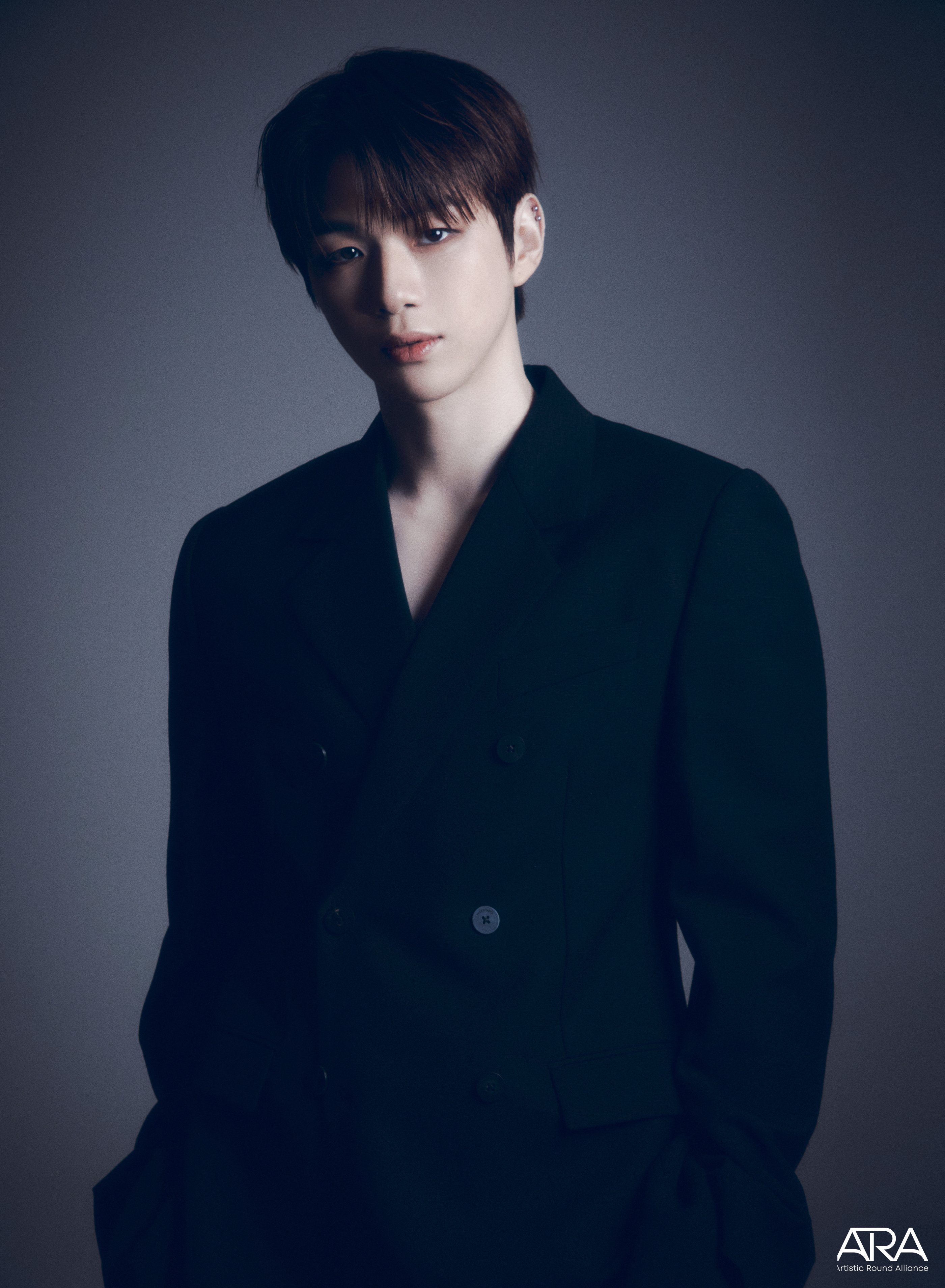 Kang Daniel - ARA Entertainment New Artist (Profile Photos) | Scrolller